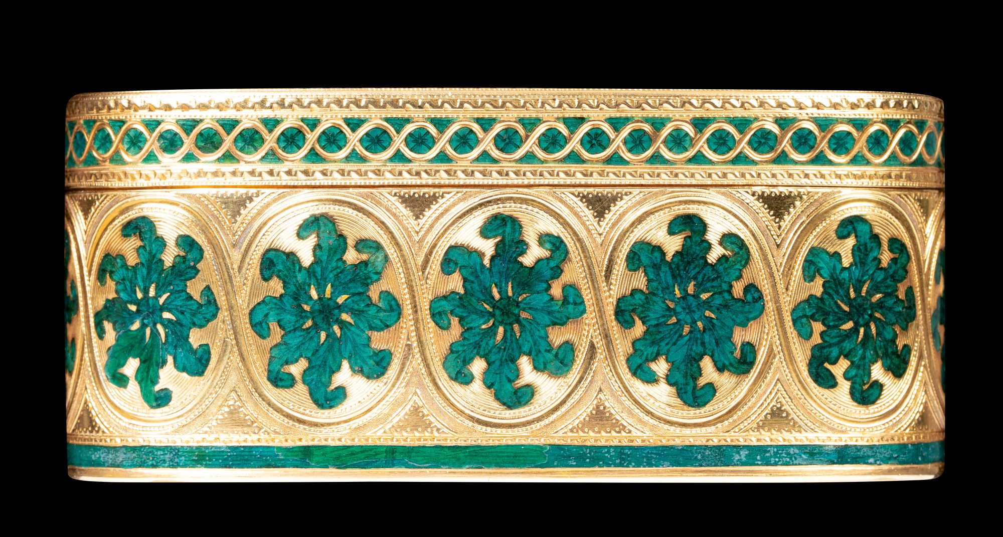 A gold and enamel box, Pierre-Médard Mothet, Paris, 1766 | Tabatière en ...