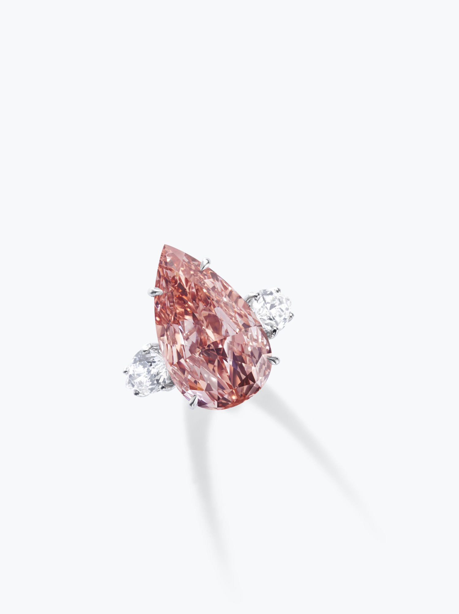 Rare fancy vivid orangy pink diamond ring | 艷彩橙粉紅色鑽石戒指 | Magnificent Jewels and Noble Jewels ...