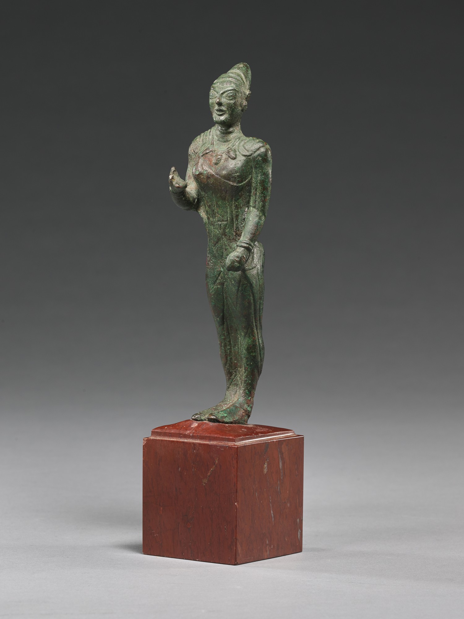AN ETRUSCAN BRONZE FIGURE OF A KORE, CIRCA 525-500 B.C. | BC/AD ...
