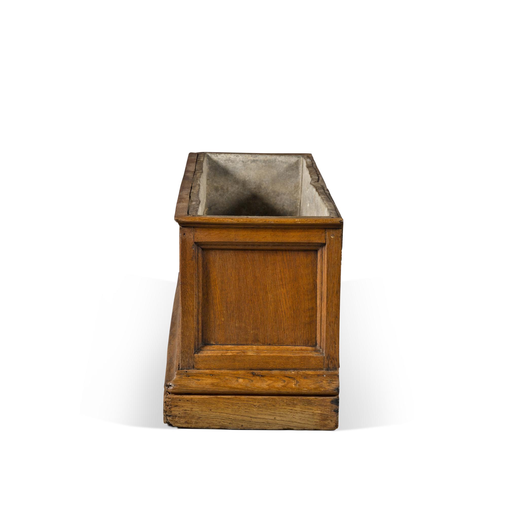 A Victorian Minton pottery and oak trough, late 19th/early 20th century ...