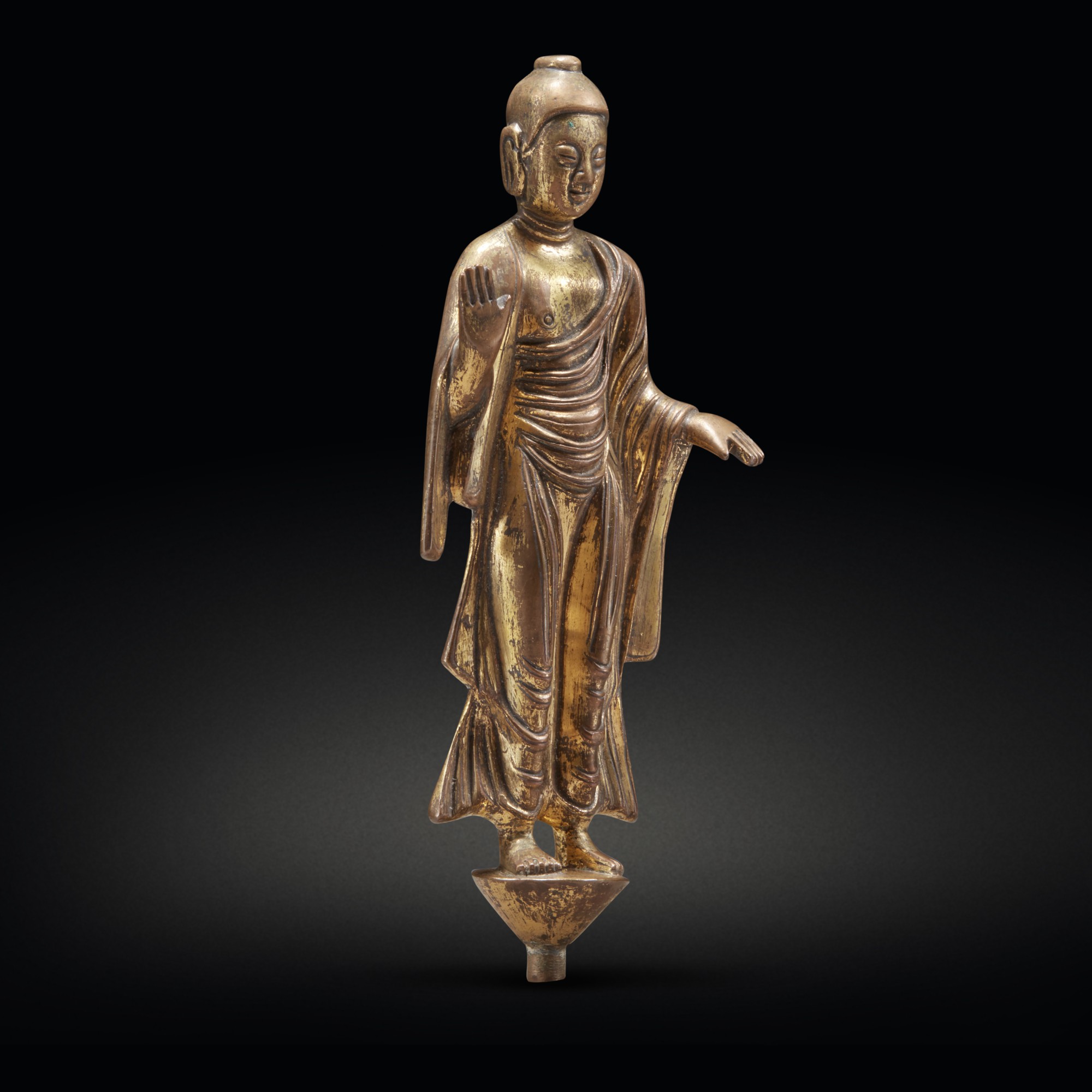 A gilt-bronze figure of Buddha, Tang dynasty | 唐 銅鎏金佛立像 | Junkunc ...