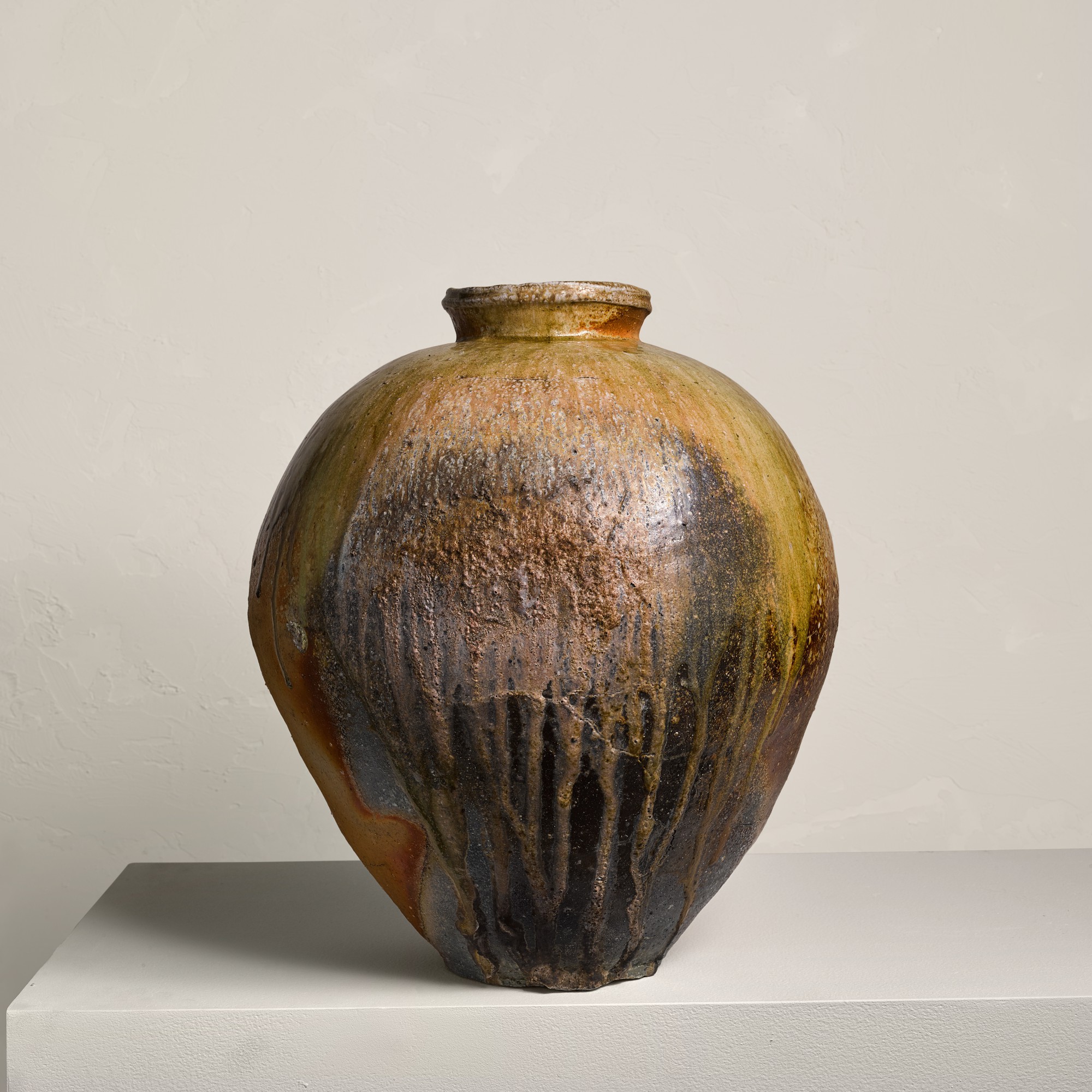 Hosokawa Morihiro (b. 1938) | Large Iga storage jar | Japan: Art and ...
