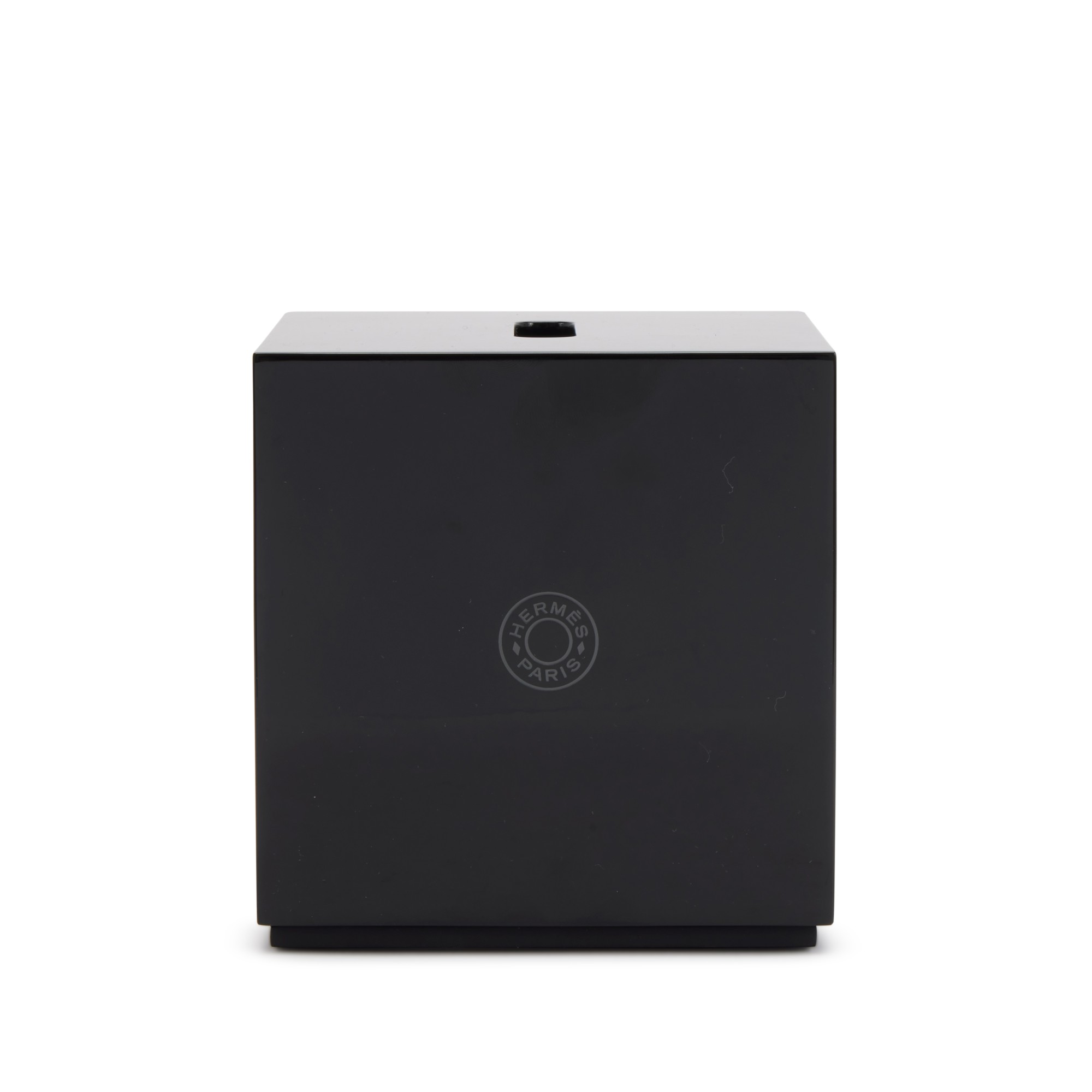 Hermès K-Box Square Lacquered Tissue Box Available For Immediate Sale ...