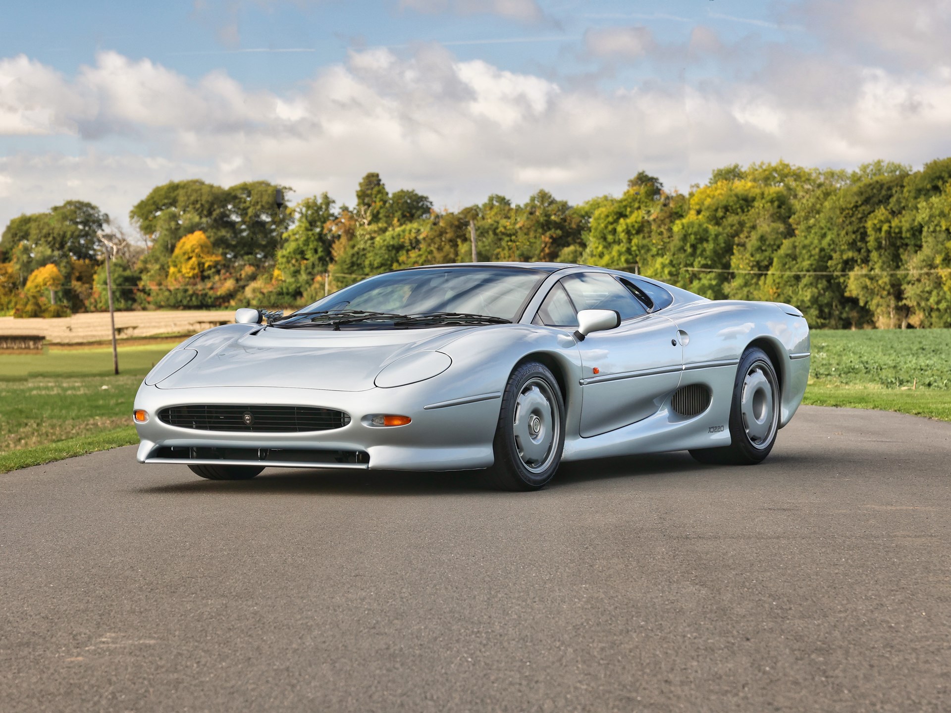 Jaguar Vintage XJ220 Available For Immediate Sale At Sotheby’s