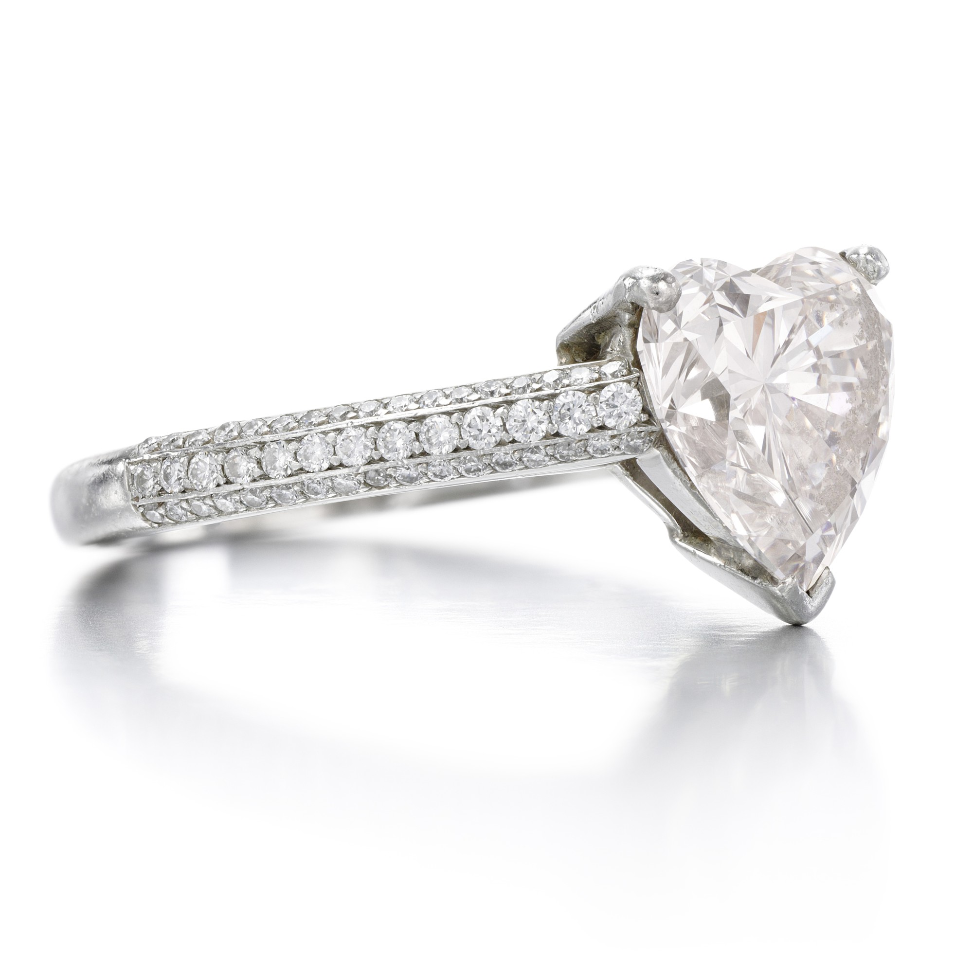 Faint pink diamond and diamond ring | Fine Jewels | 2021 | Sotheby's