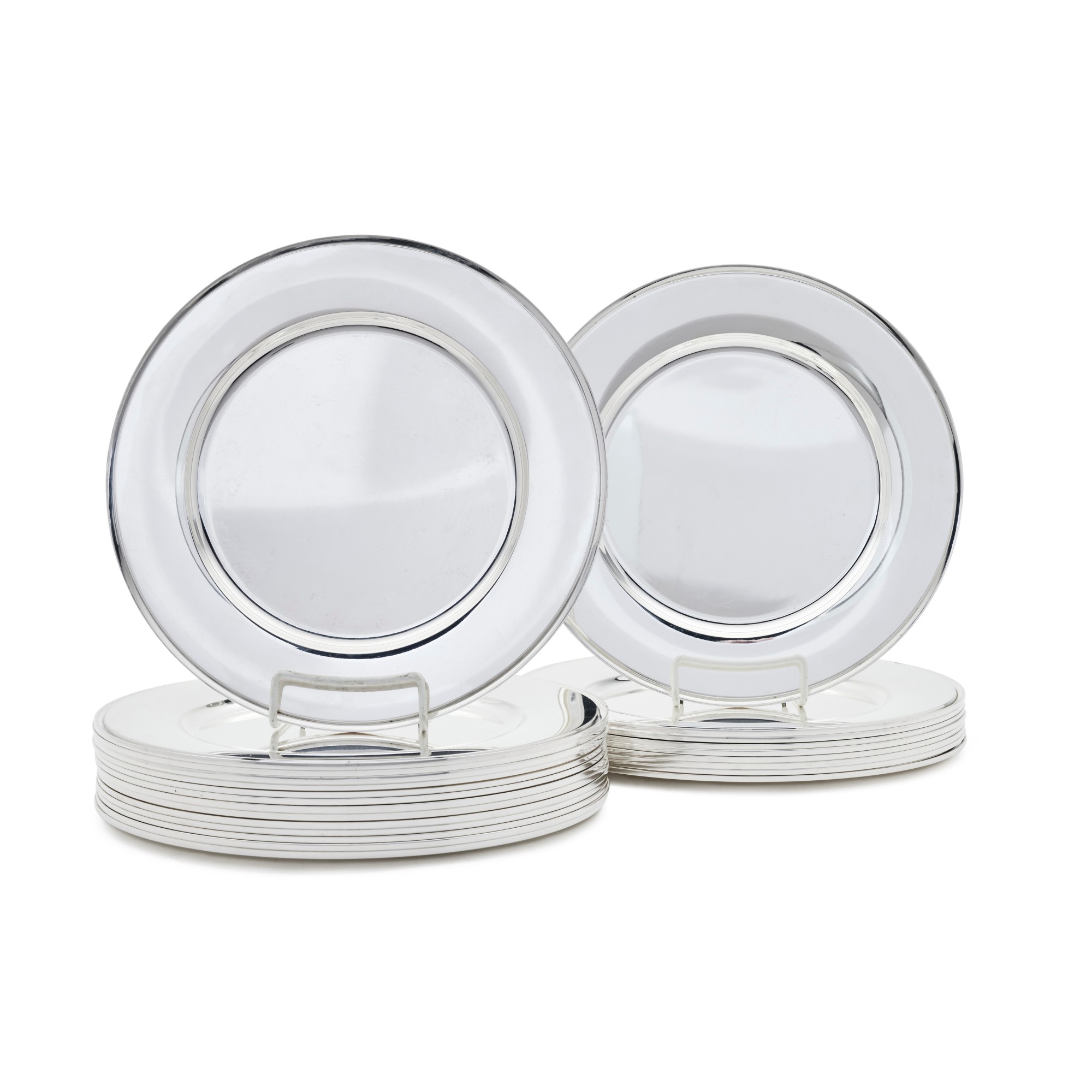 A set of twenty-three Danish silver dinner plates, No. 600Y, Georg ...