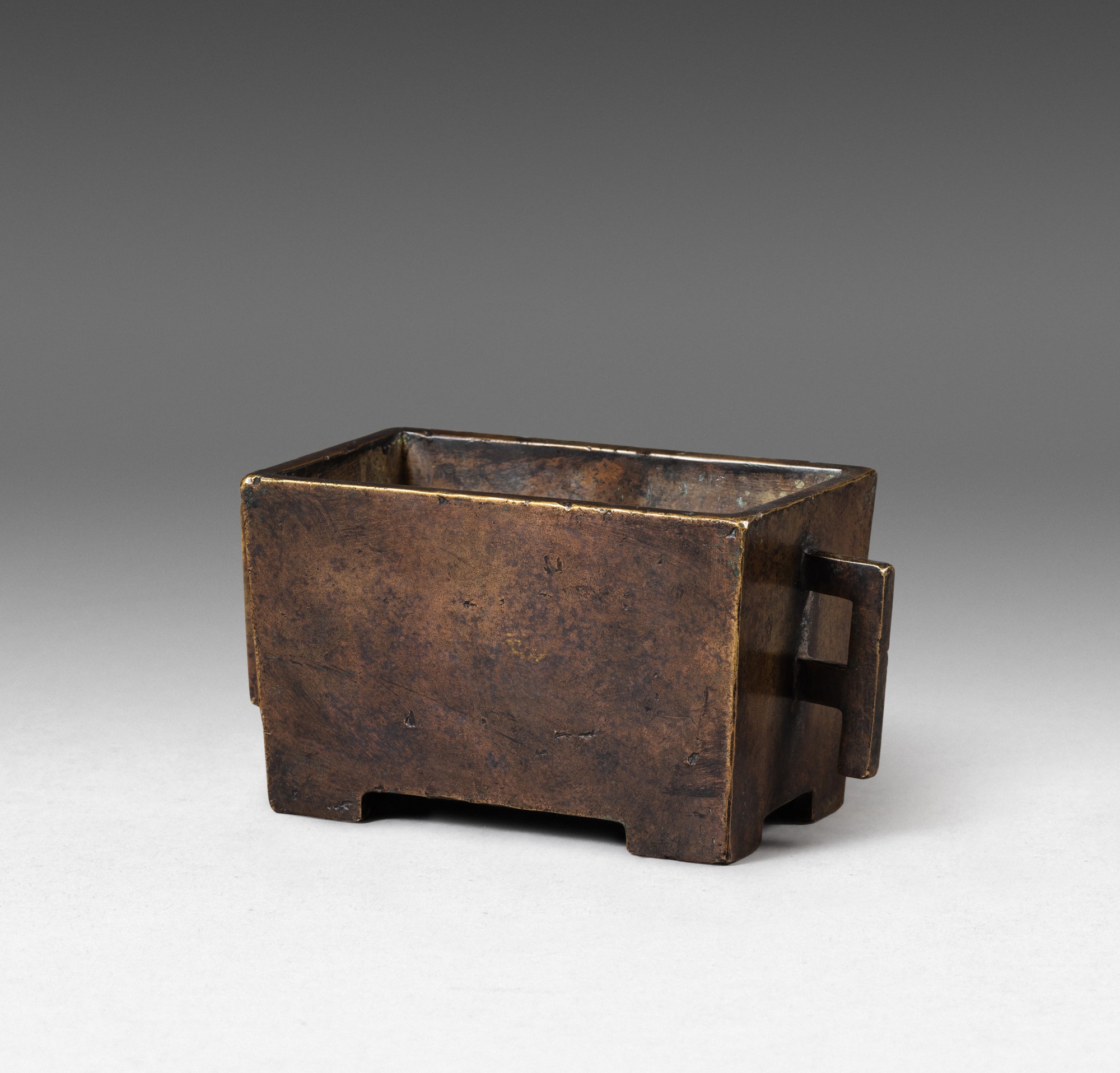 A bronze archaistic rectangular censer Qing dynasty, 18th century | 清十八 ...