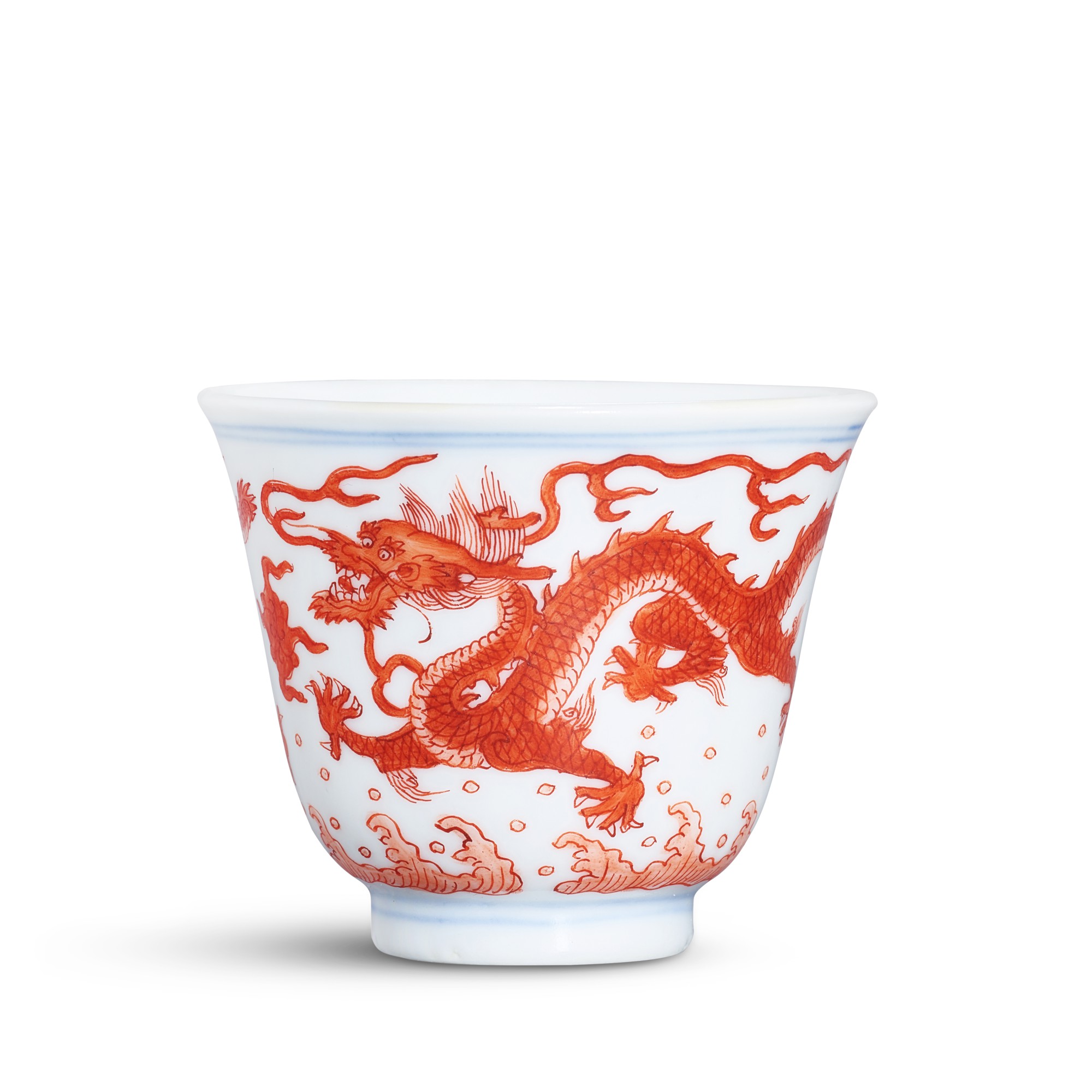 An iron-red decorated 'dragon' cup Mark and period of Xianfeng | 清咸豐 ...