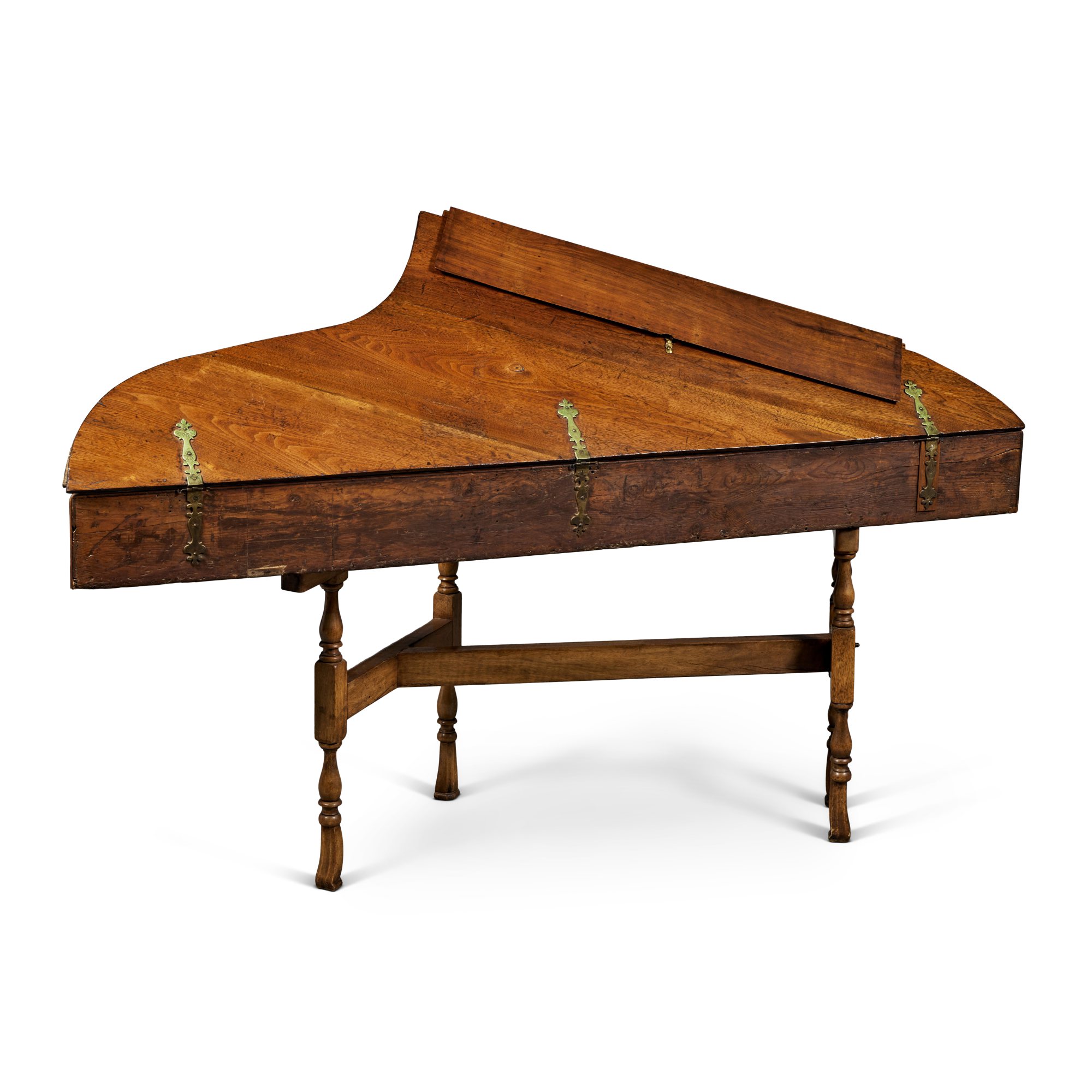 A George I Walnut Bentside Spinet, by Thomas Hitchcock the Younger ...