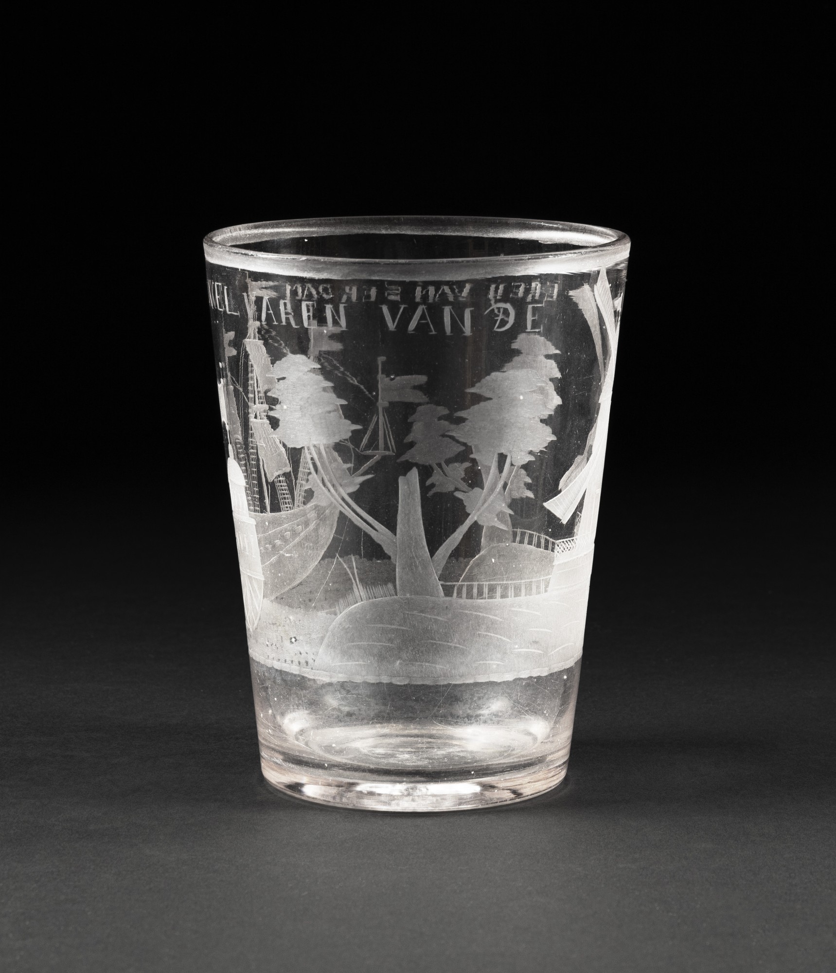 A Dutch engraved glass beaker, 19th century | Gobelet en verre gravé ...