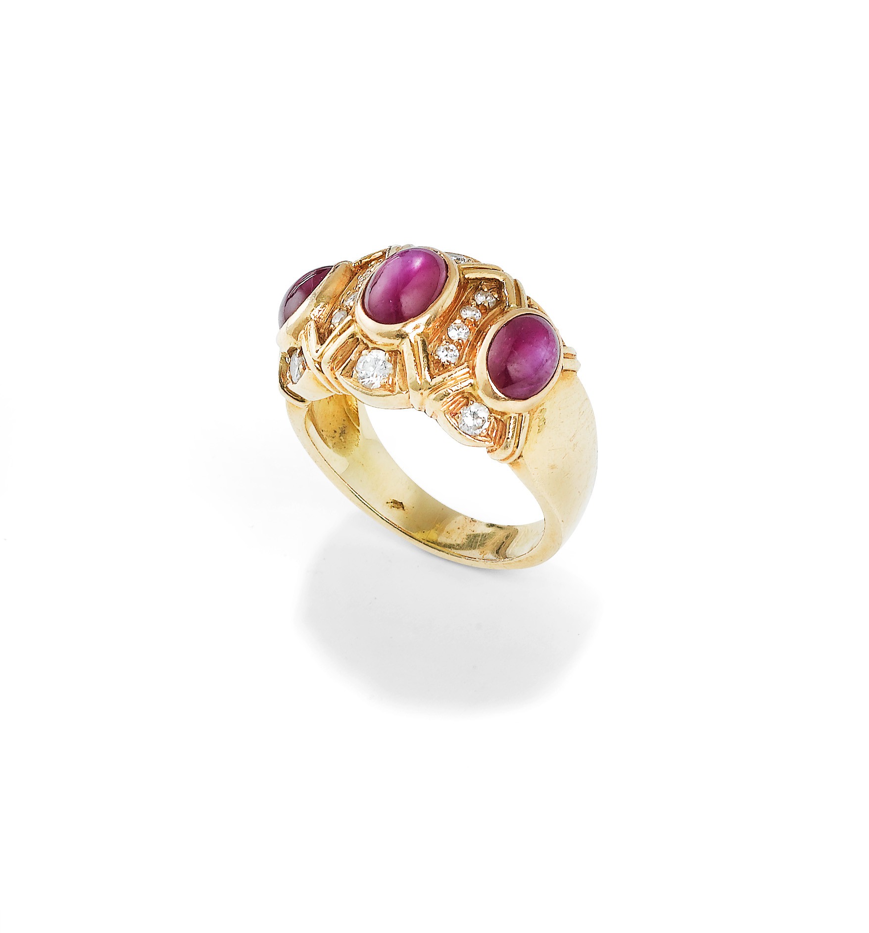 BAGUE RUBIS ÉTOILÉS ET DIAMANTS | STAR RUBY AND DIAMOND RING | Fine ...