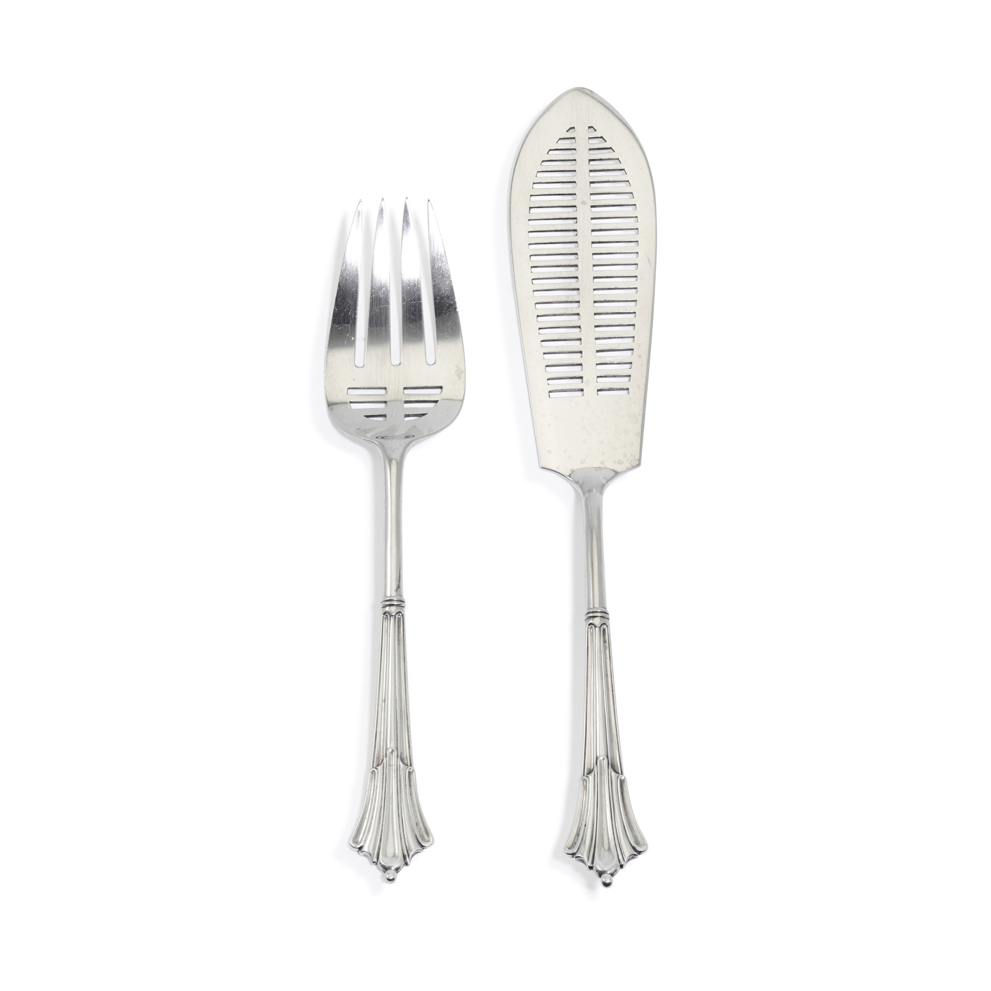 A George V silver Albany pattern fish knife and fork, Goldsmiths ...