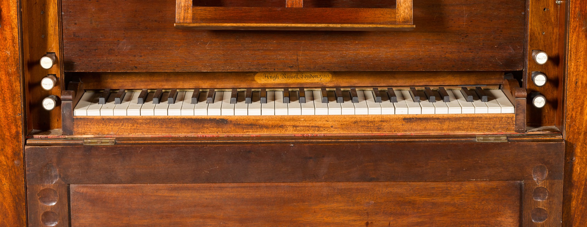 A George III mahogany chamber organ by Hugh Russell, 1780 | Royal ...