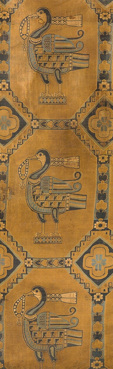 AN EXCEPTIONAL SILK SAMITE SHIRT WITH DUCKS, CENTRAL ASIA, SOGDIANA ...