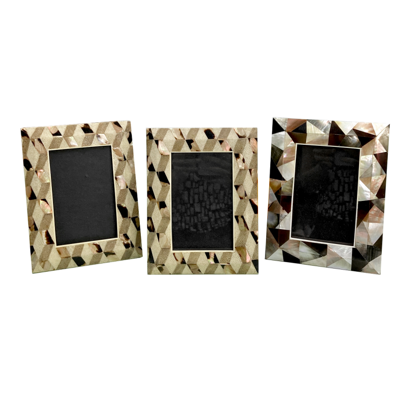 R Y Augousti Vintage Standing Picture Frames Available For Immediate Sale At Sotheby s r-y-augousti-vintage-standing-picture-frames-available-for-immediate-sale-at-sotheby-s