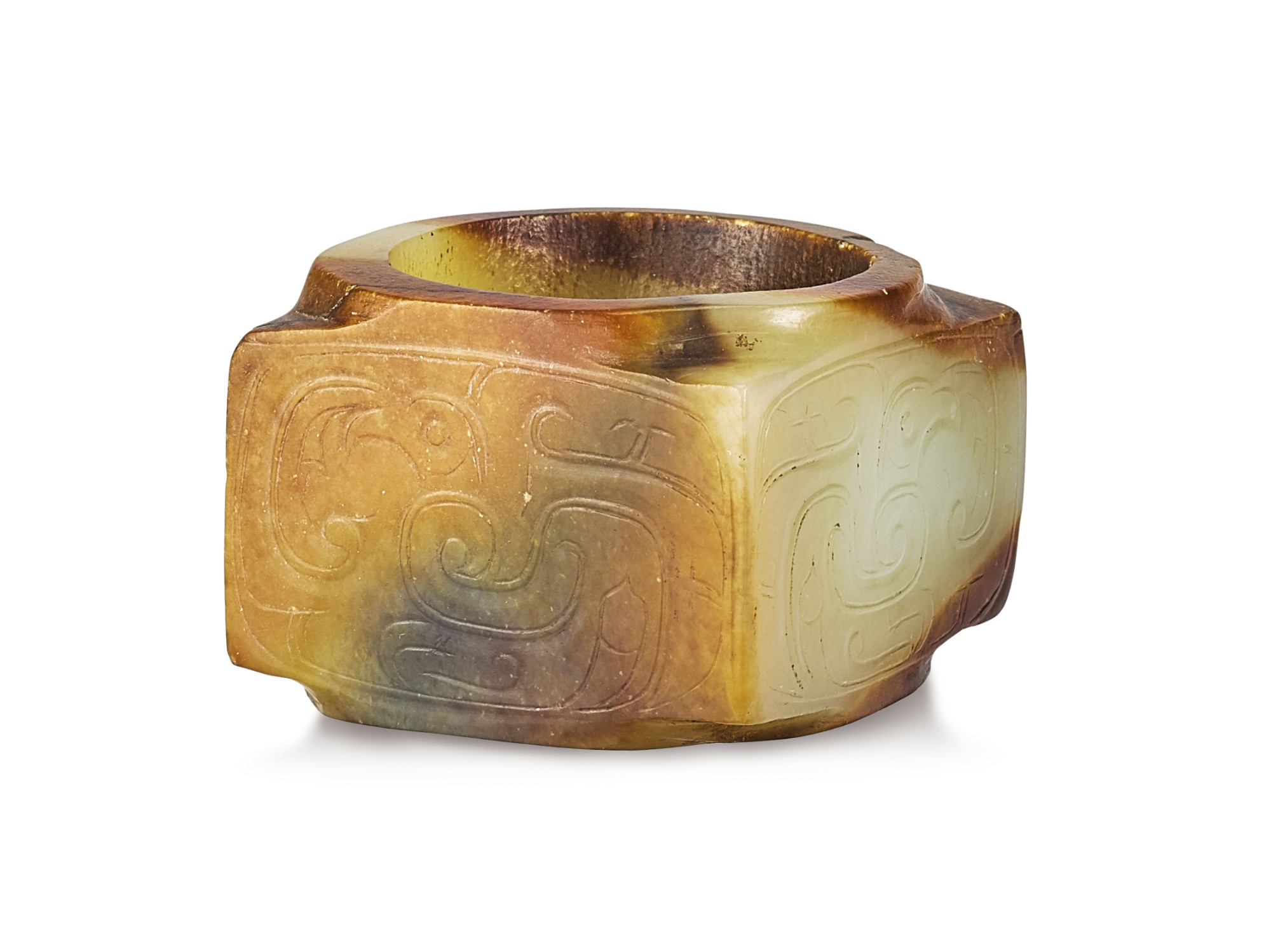 An archaistic jade 'bird' cong Ming dynasty | 明 鳥紋玉琮 | Eclectic | 2021 ...