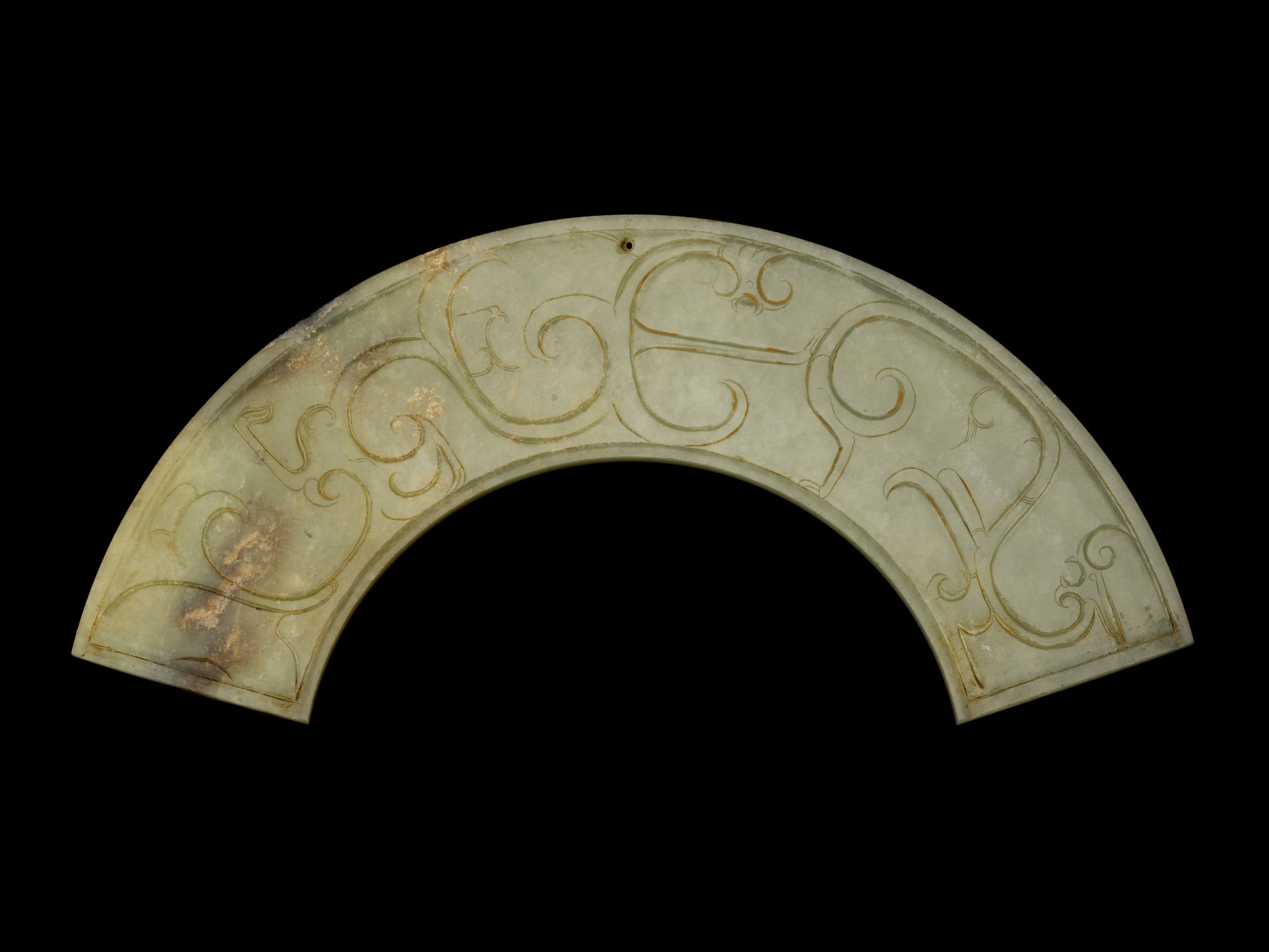 A large celadon jade pendant, huang, Han dynasty | 漢 青玉鳳鳥紋璜 | HOTUNG ...