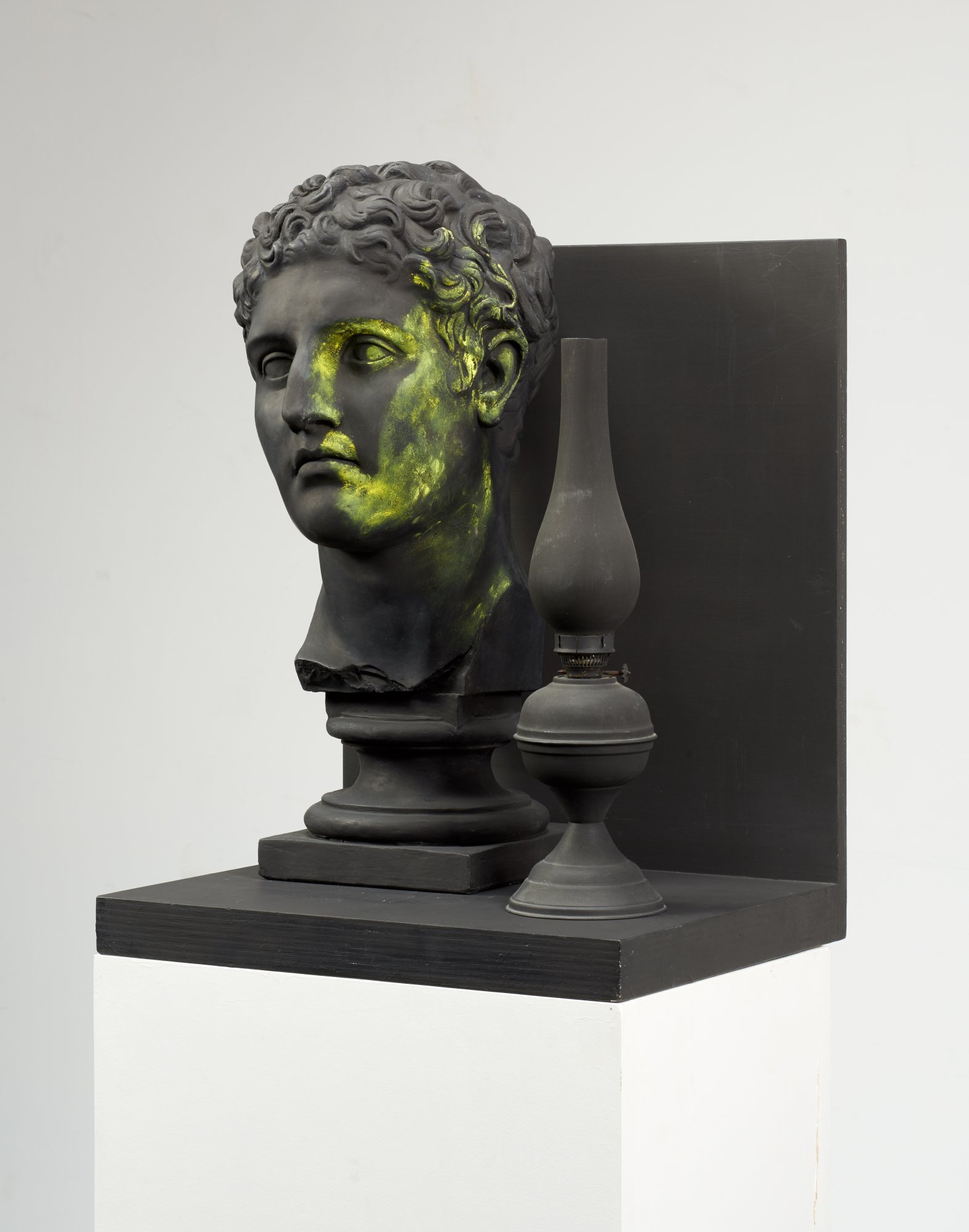 A lume spento | Contemporary Auction | 2023 | Sotheby's