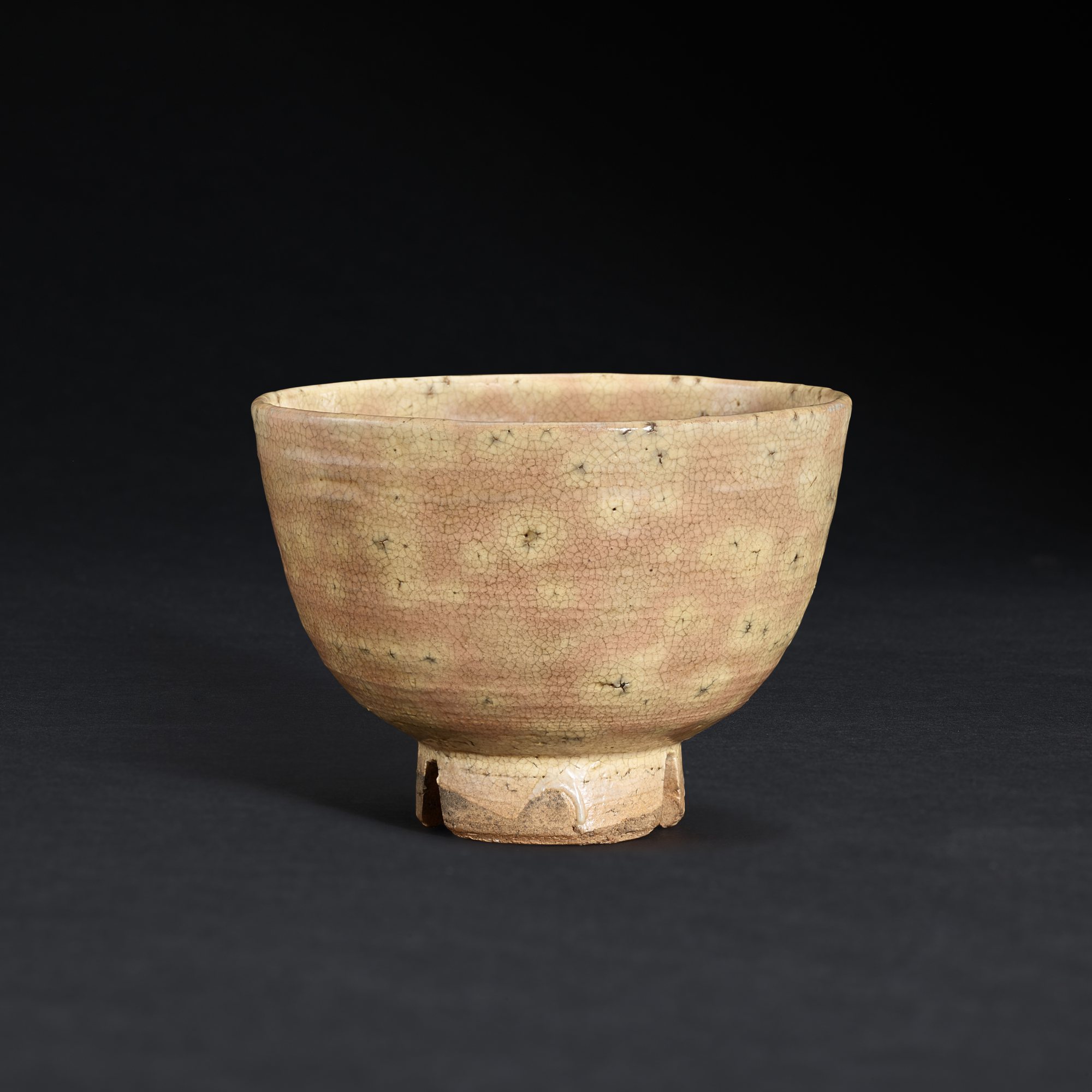 A Korean 'wabi-sabi' style teabowl, Joseon dynasty 朝鮮王朝 高麗侘寂風格茶盌 ...