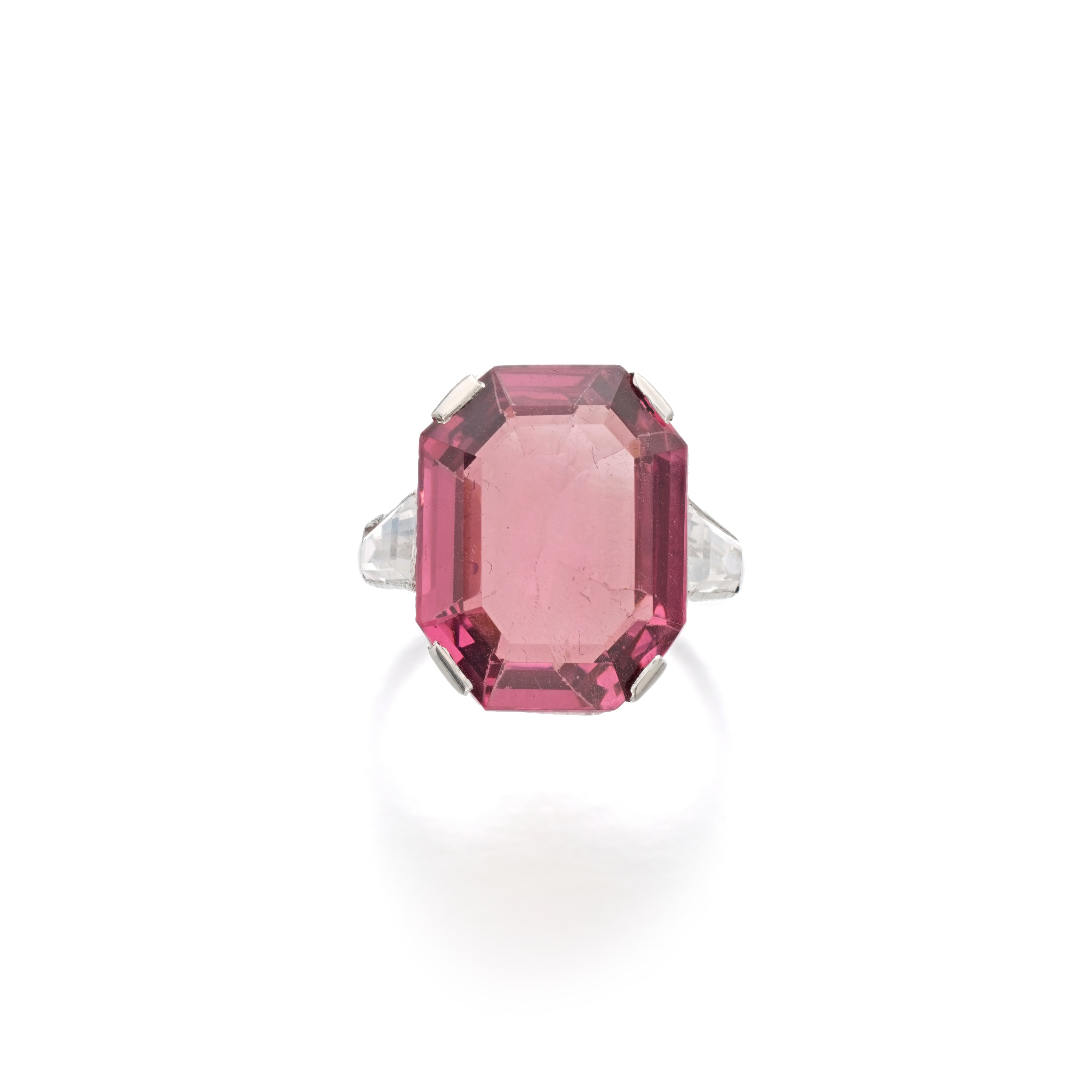 Spinel ring | Important Jewels | 2022 | Sotheby's
