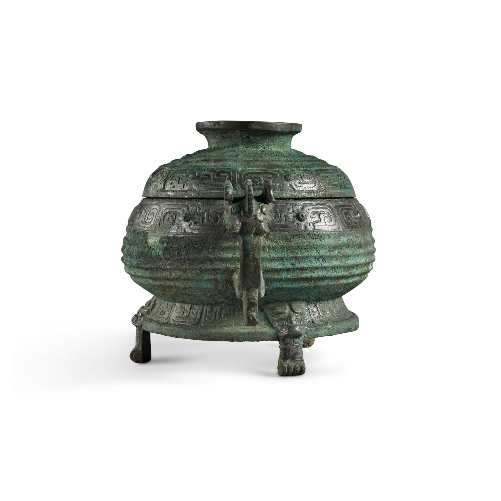 A rare inscribed archaic bronze ritual food vessel and cover (Gui), Late Western Zhou dynasty ...