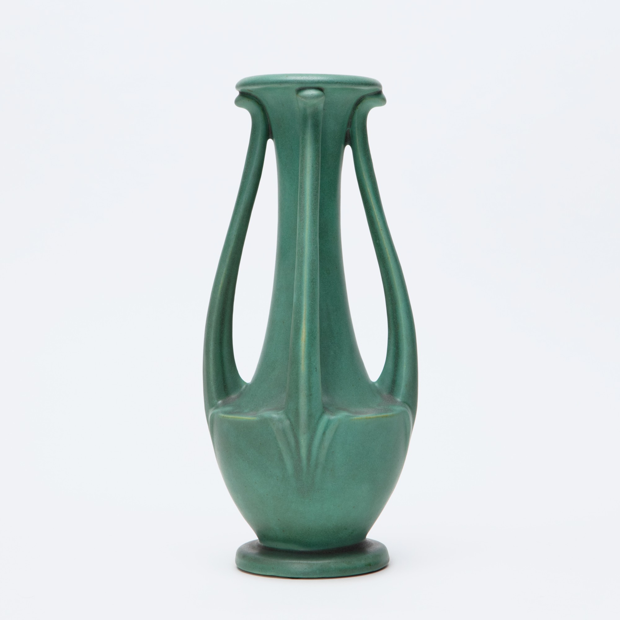Teco Pottery, Vase, Model No. 89 | Design | 2021 | Sotheby's