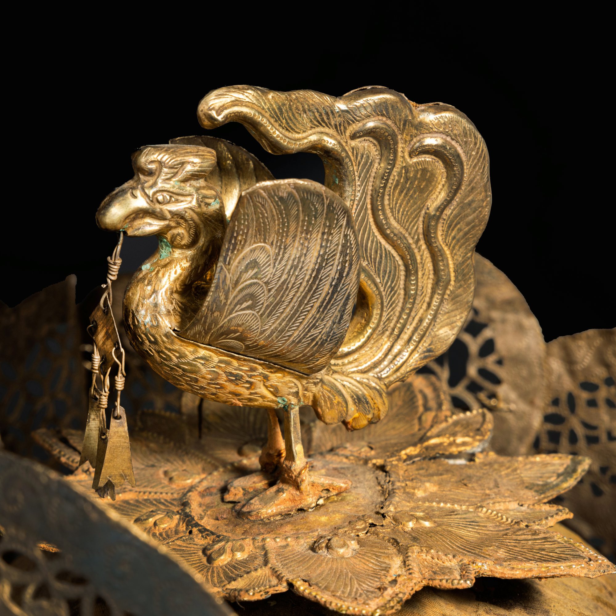 A rare and important gilt-silver filigree 'phoenix' crown, Liao dynasty ...