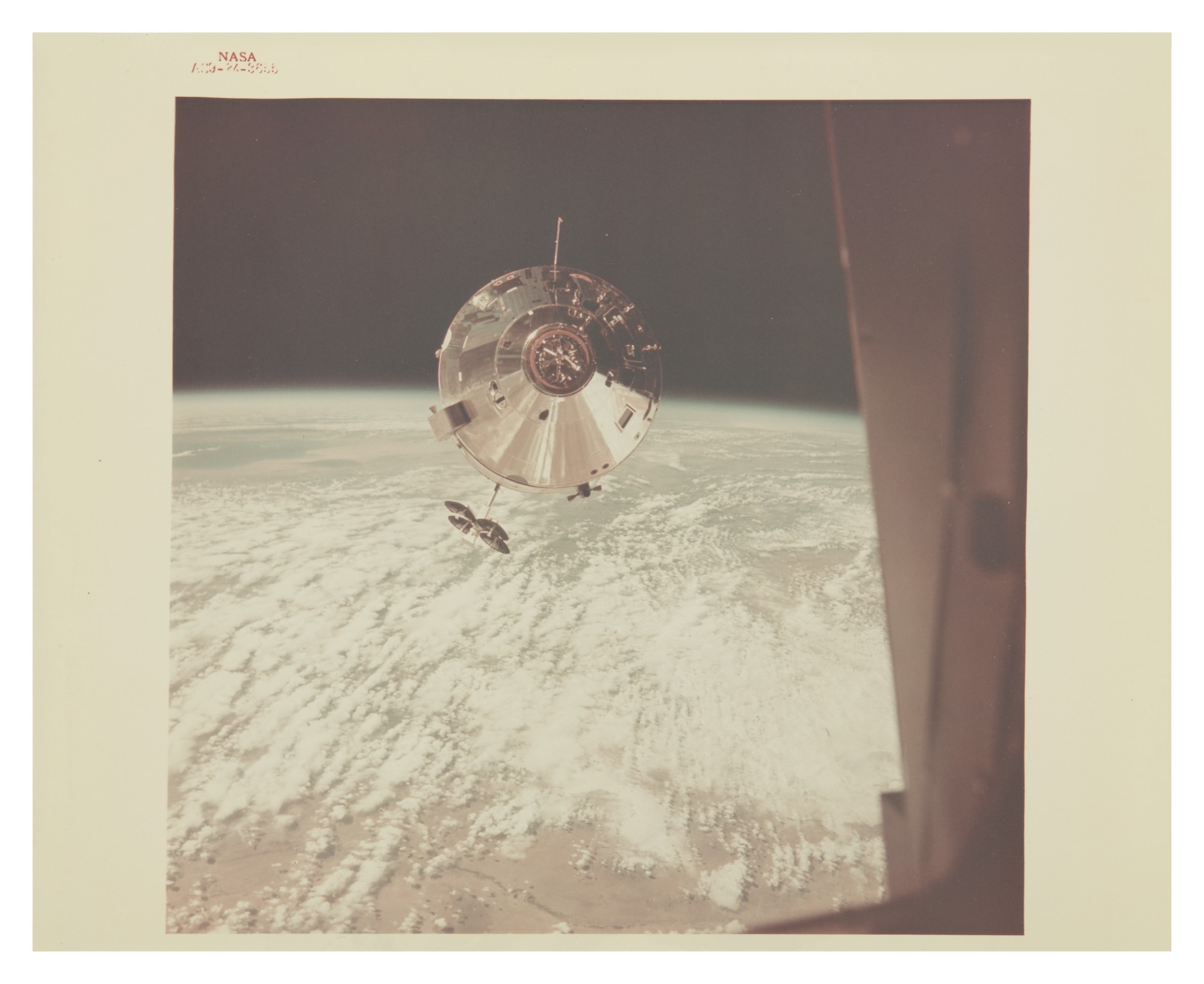 [APOLLO 9] THE COMMAND MODULE VIEWED FROM THE LUNAR MODULE. VINTAGE ...