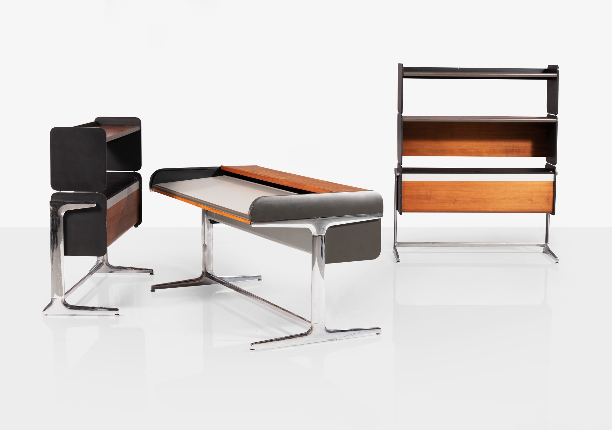 Bureau action office I et deux étagères modulables | Important Design ...