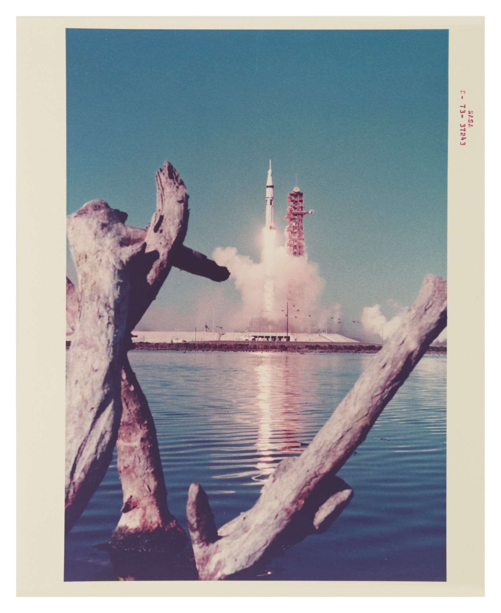 [SKYLAB 4] THE LAUNCH OF SKYLAB 4. VINTAGE NASA "RED NUMBER" PHOTOGRAPH ...