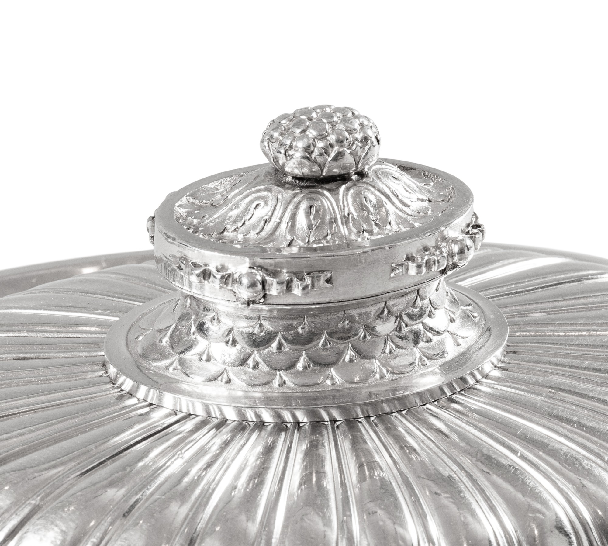 A French silver soup tureen, cover and stand, Jacques-Nicolas Roettiers ...