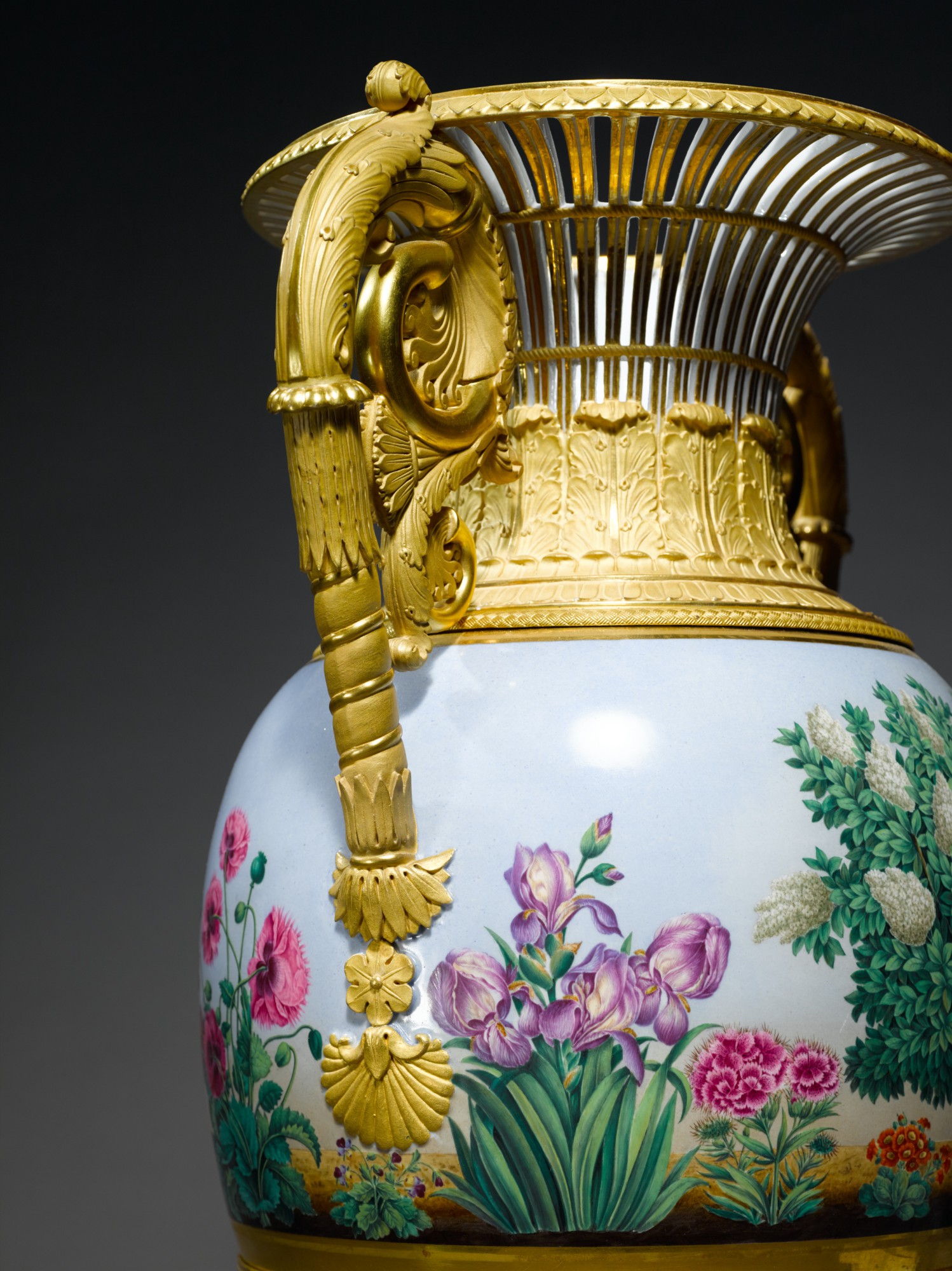 A Russian porcelain vase, Imperial Porcelain Factory, St Petersburg ...