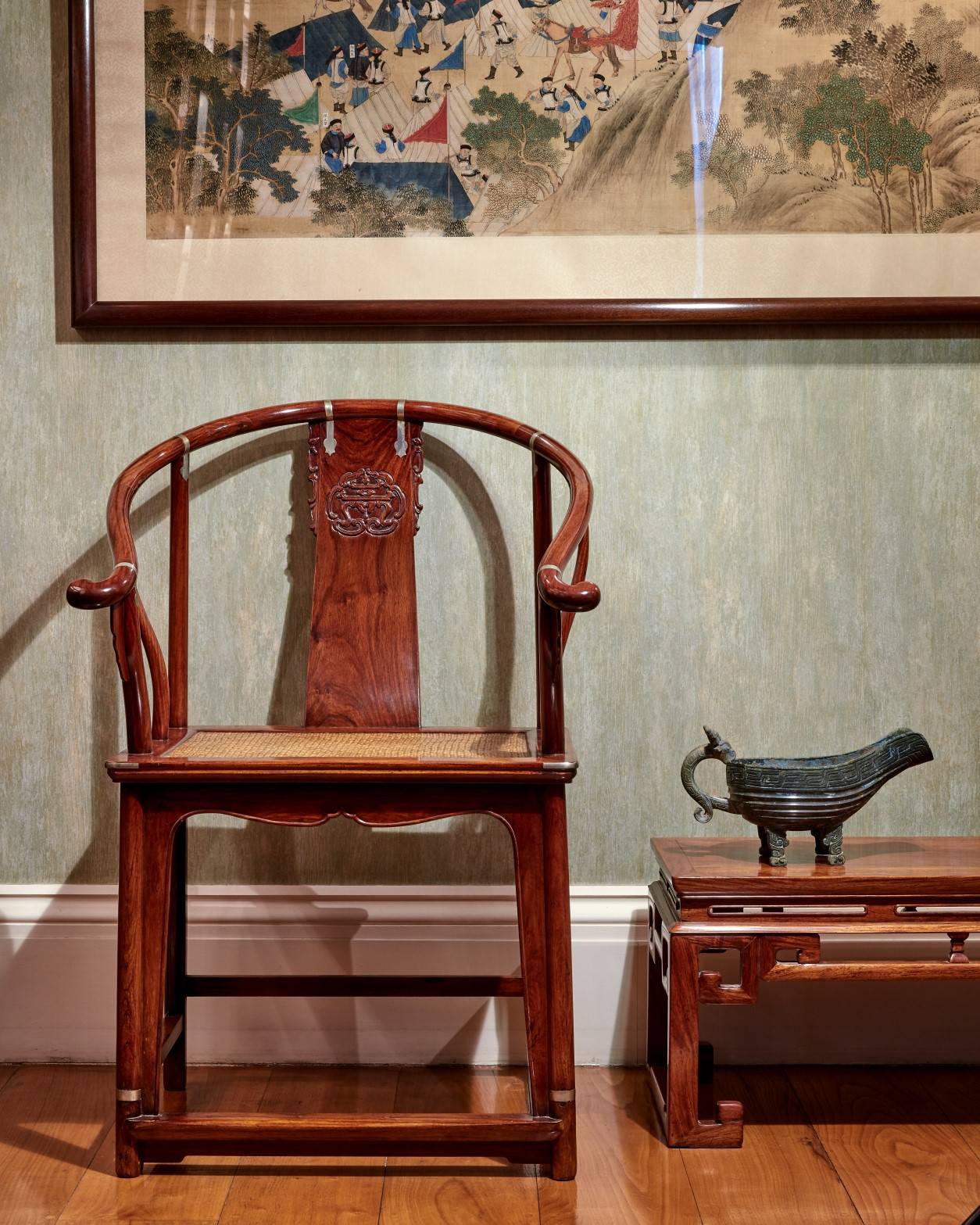 An inscribed archaic bronze pouring vessel, yi, Zhou dynasty | 周 羕仲侯匜 ...