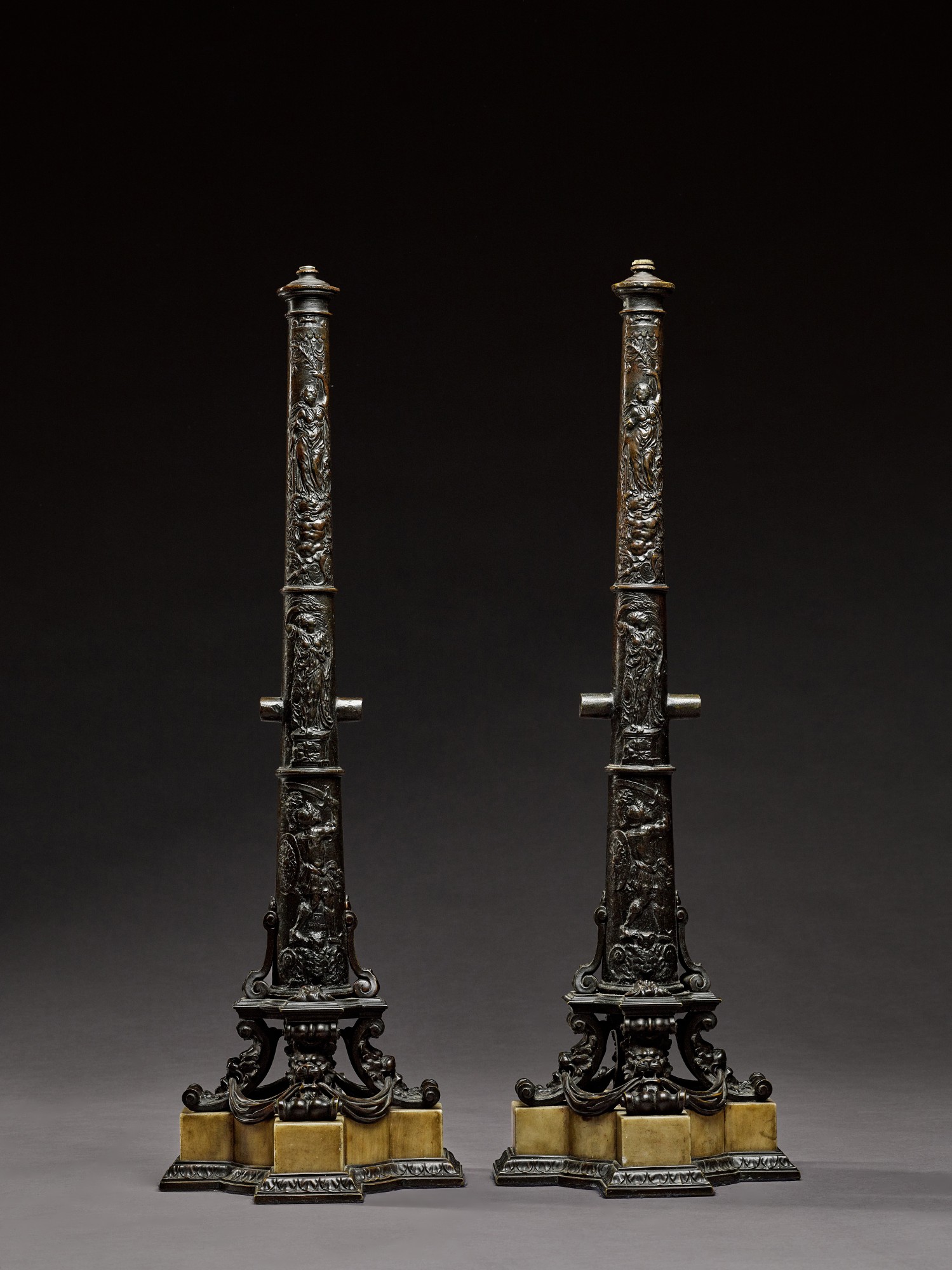 A pair of Italian bronze saluting cannons, Venice, late 16th or 17th ...