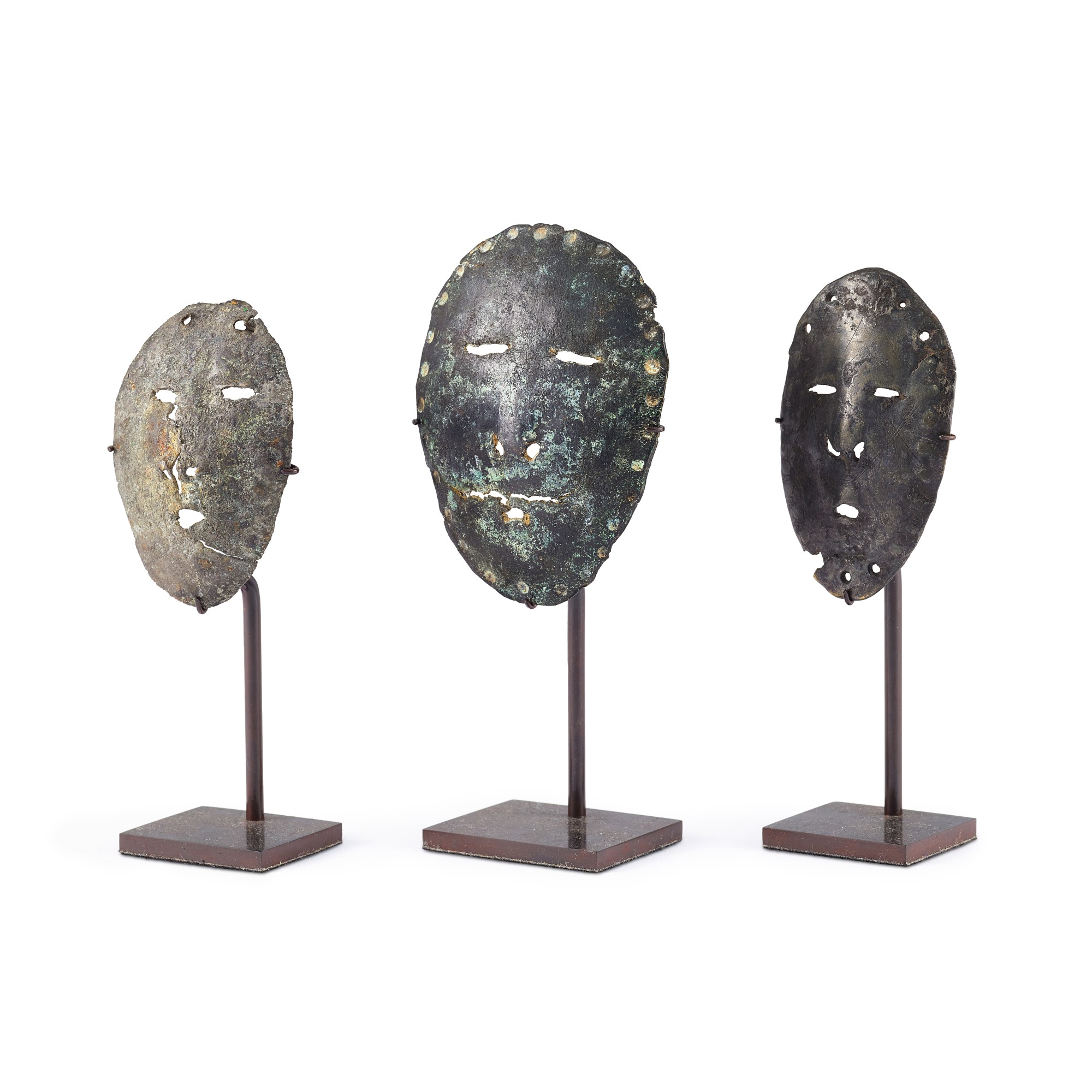 Three rare Siberian Yakut guardian spirit masks 19th century | 十九世紀 ...