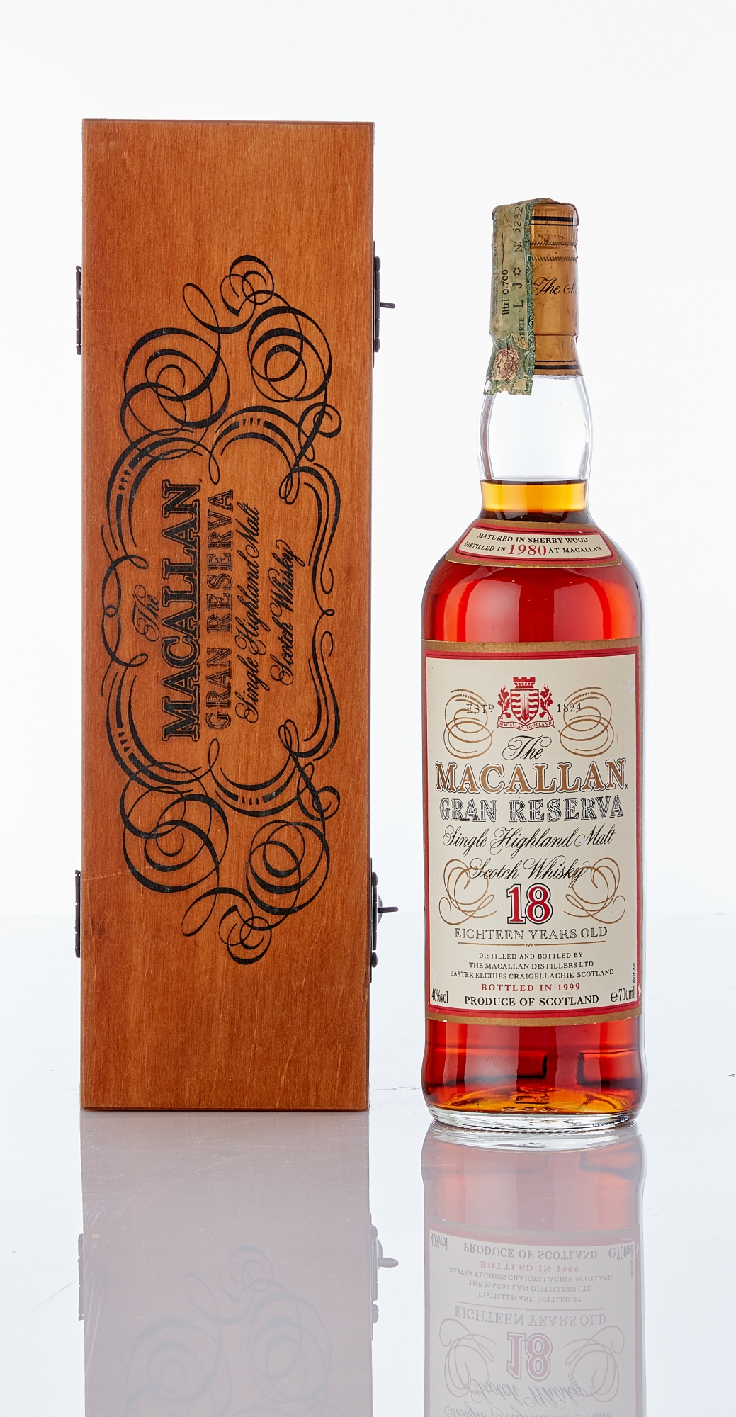 The Macallan 18 Year Old Gran Reserva 40.0 abv 1980 (1 BT70) | Whisky ...