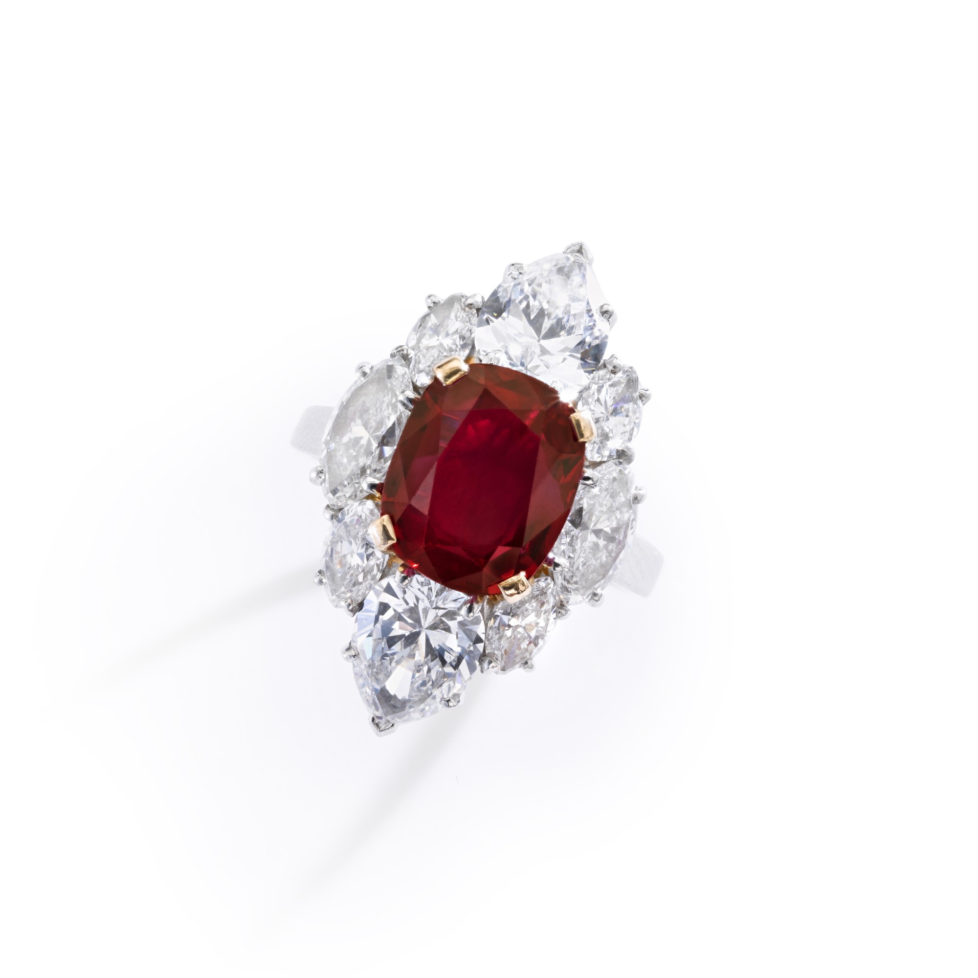 Fine ruby and diamond ring | 寶格麗 | 紅寶石配鑽石戒指 | Magnificent Jewels and ...