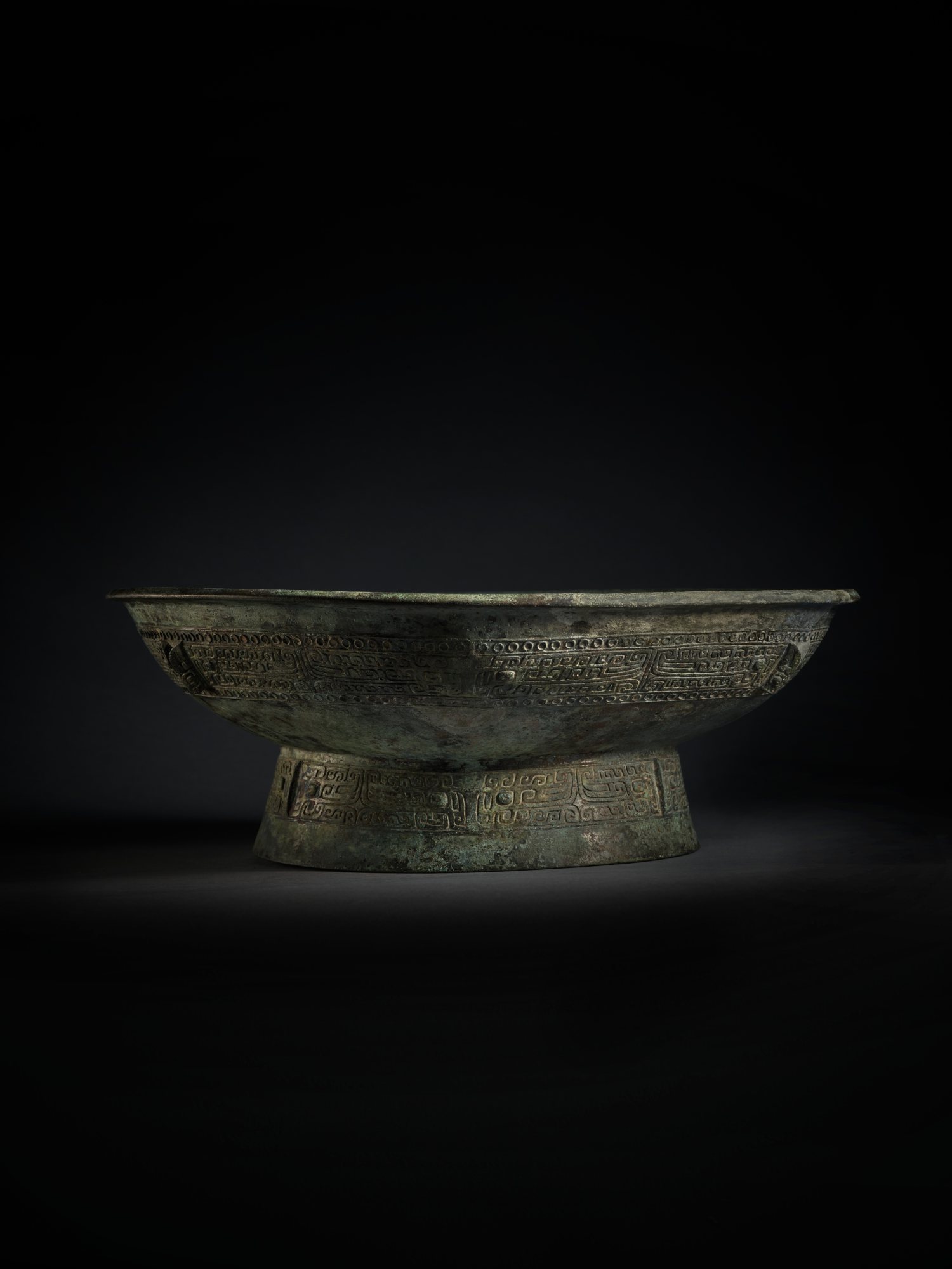 The Ju Fu Xin Pan, Early Western Zhou dynasty | 西周初 舉父辛盤 | POWER ...