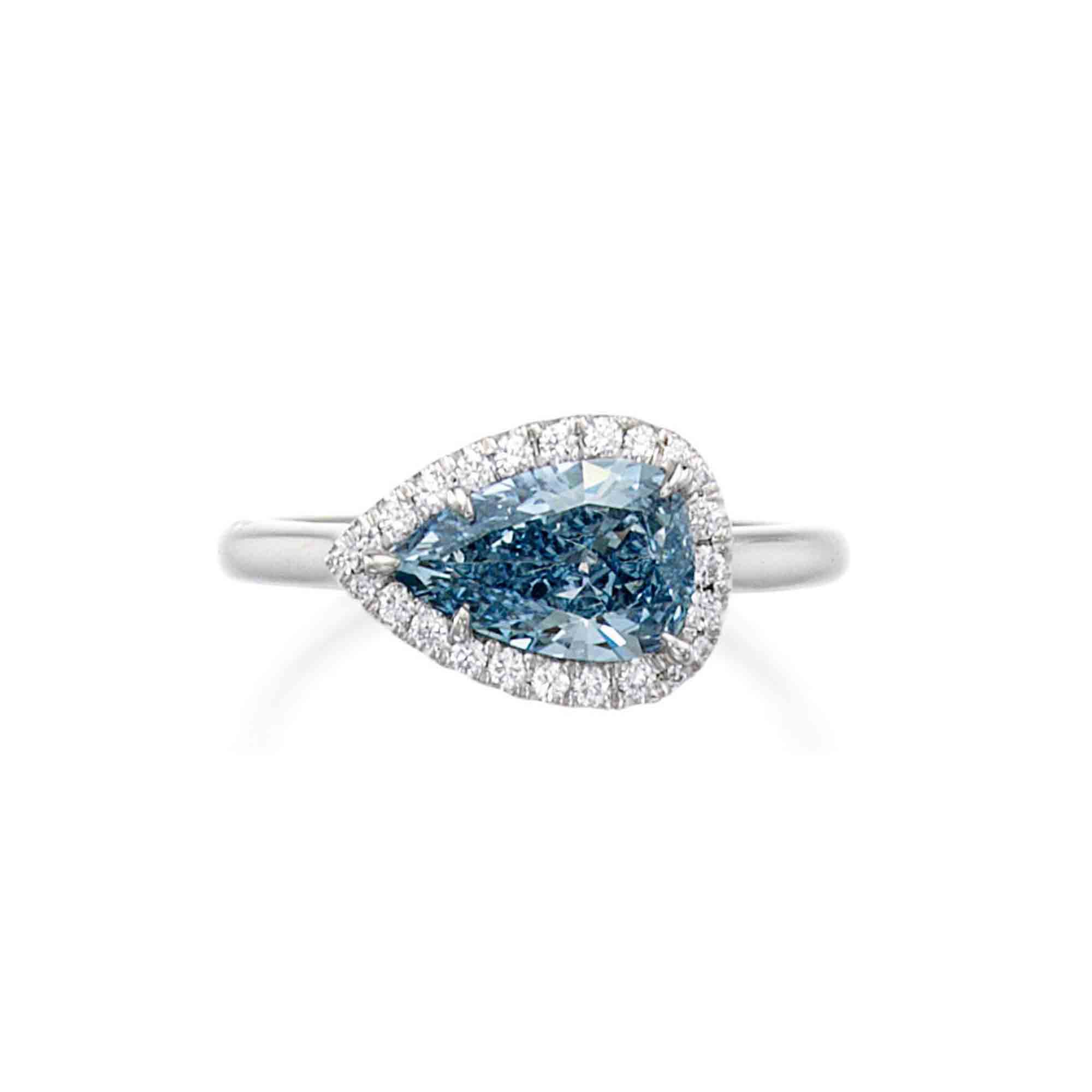 Fancy Vivid Blue Diamond and Diamond Ring [艷彩藍色鑽石配鑽石戒指] | Magnificent Jewels | 2020 | Sotheby's