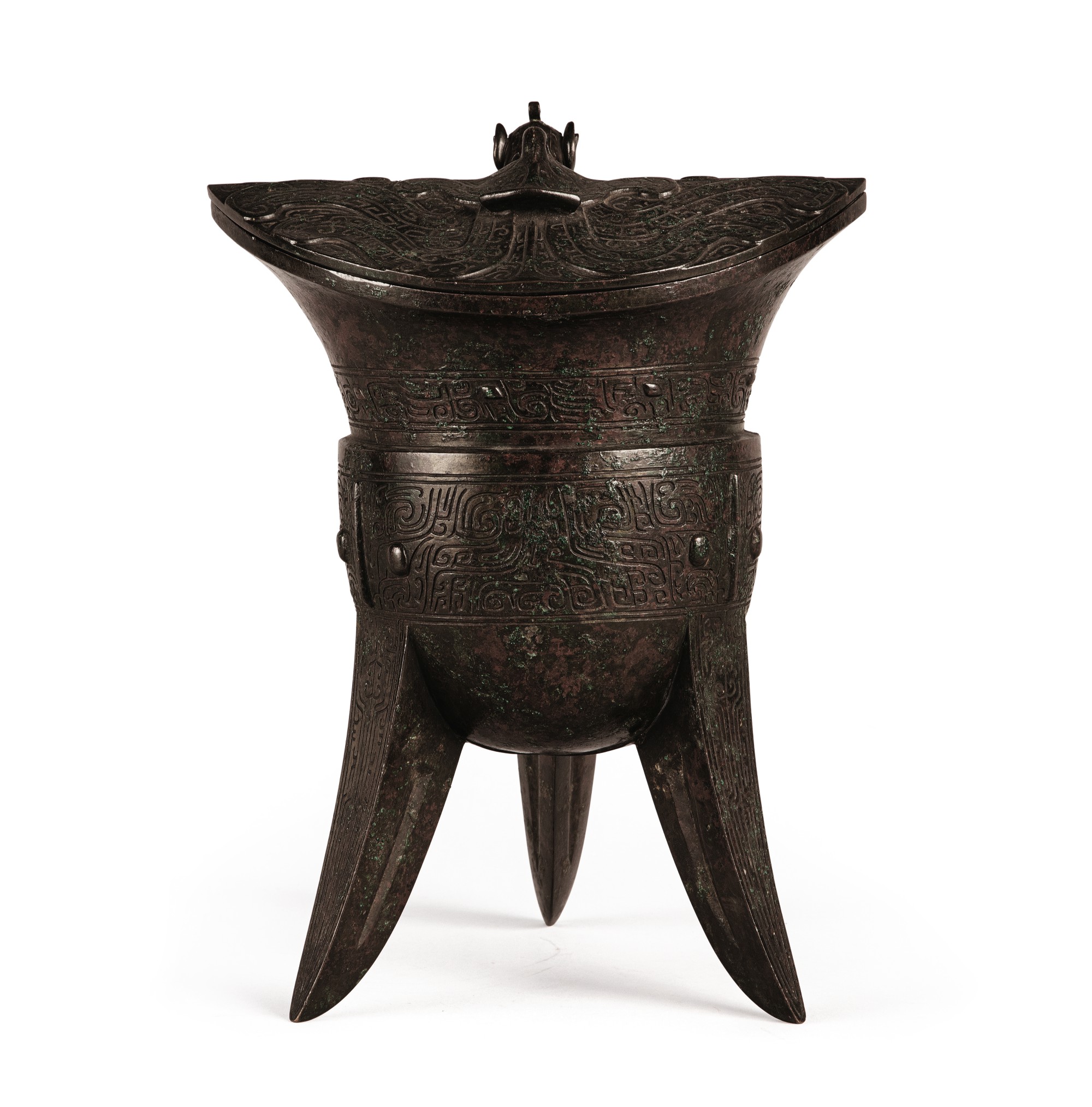 An archaistic bronze vessel and cover (Jiao), Qing dynasty | 清 ...