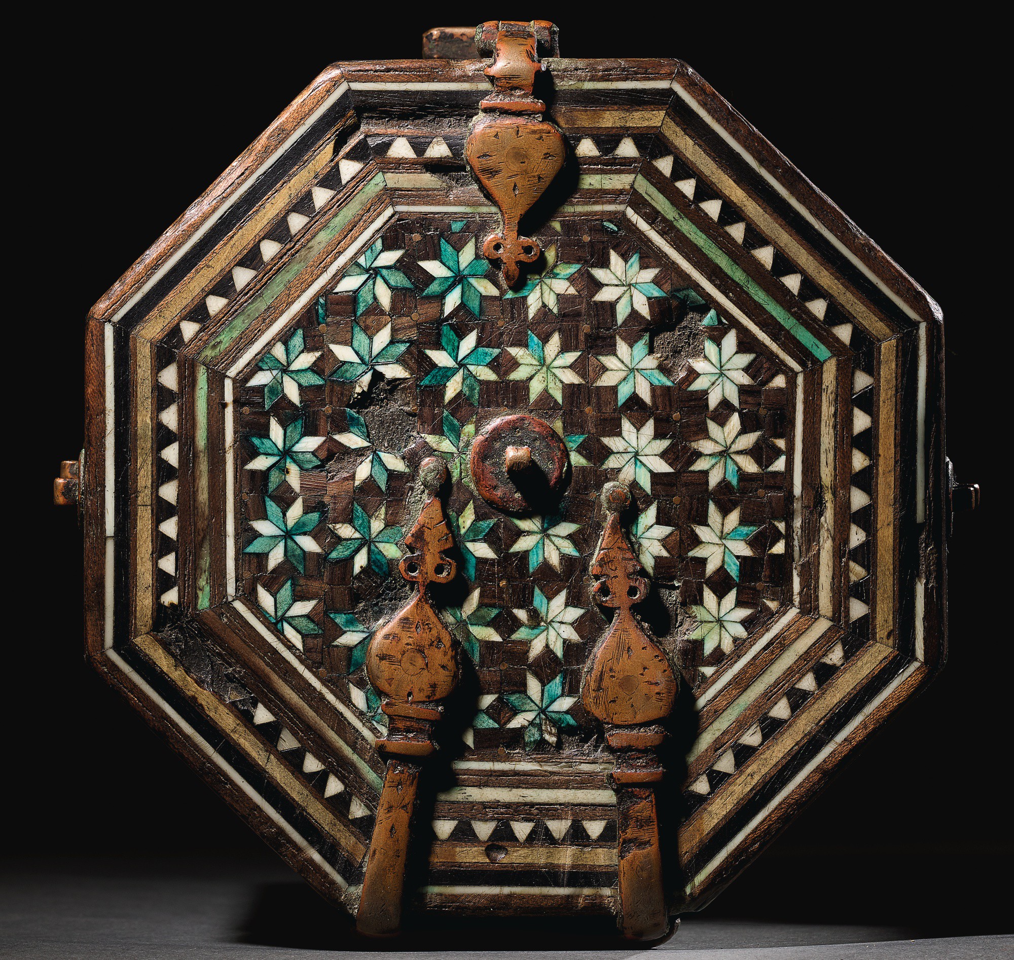 AN EXTREMELY RARE AND IMPORTANT ALMOHAD OR NASRID PYXIS, SPAIN, 12TH ...