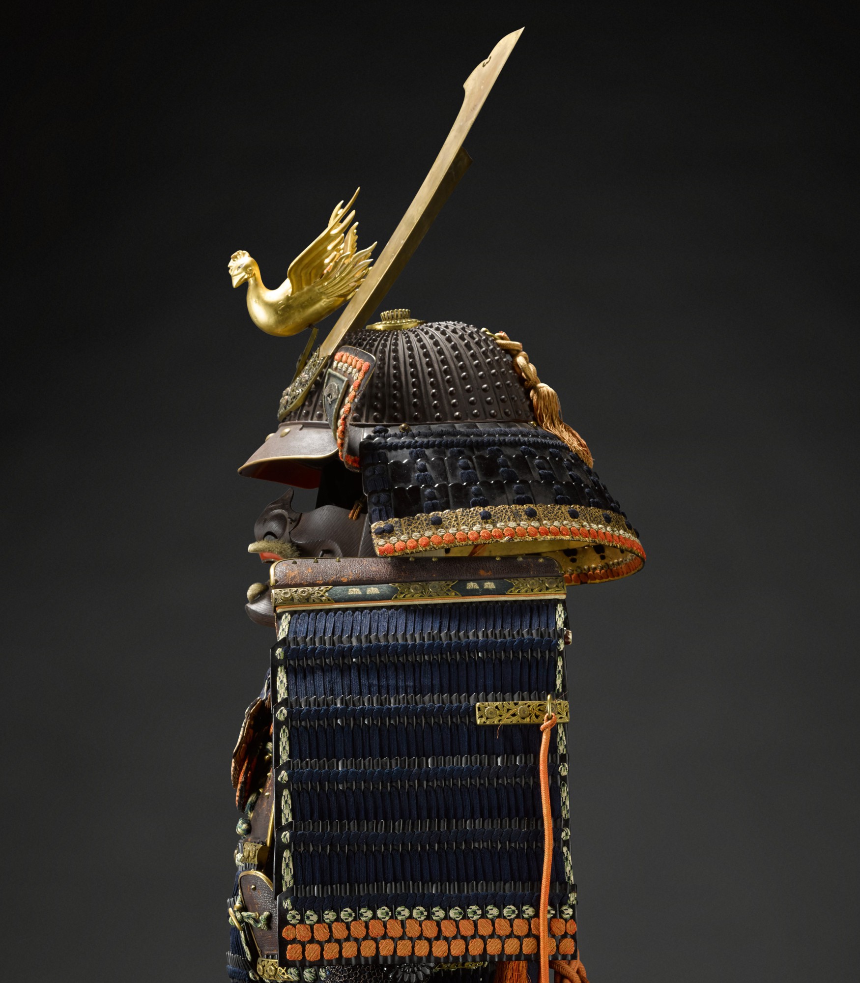 A honkozane do-maru gusoku [armour] | The kabuto signed Yamato no Kami ...