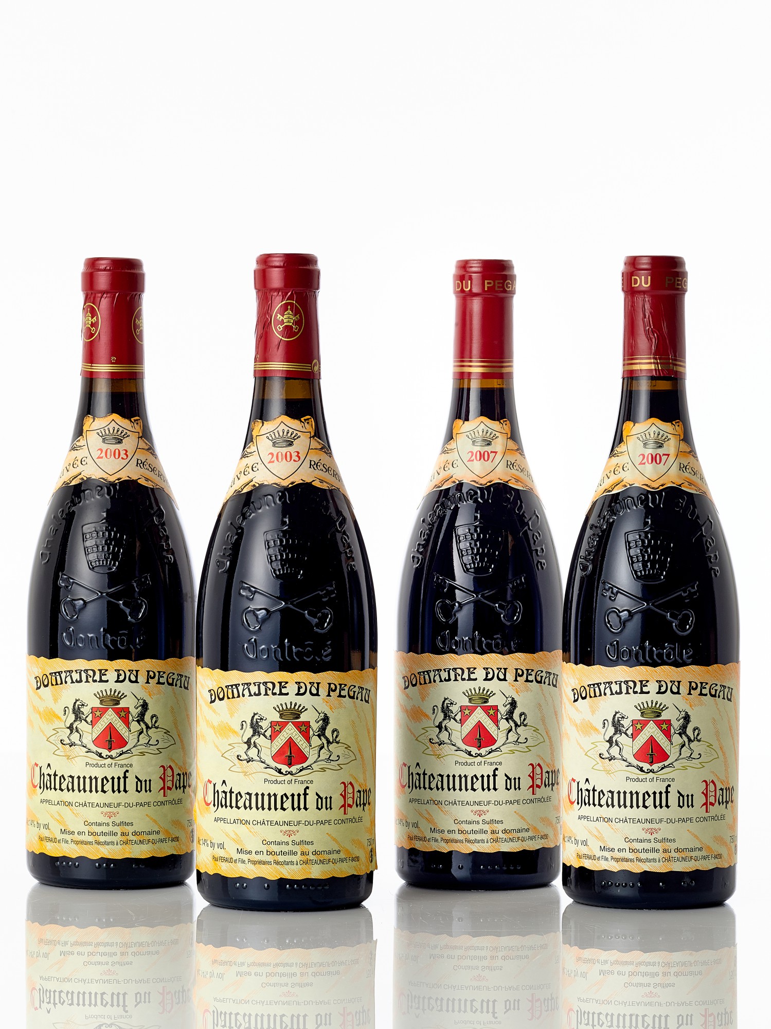 Chateauneuf-du-Pape Cuvee Reservee 2007 Domaine du Pégau (12 BT) | Vine ...