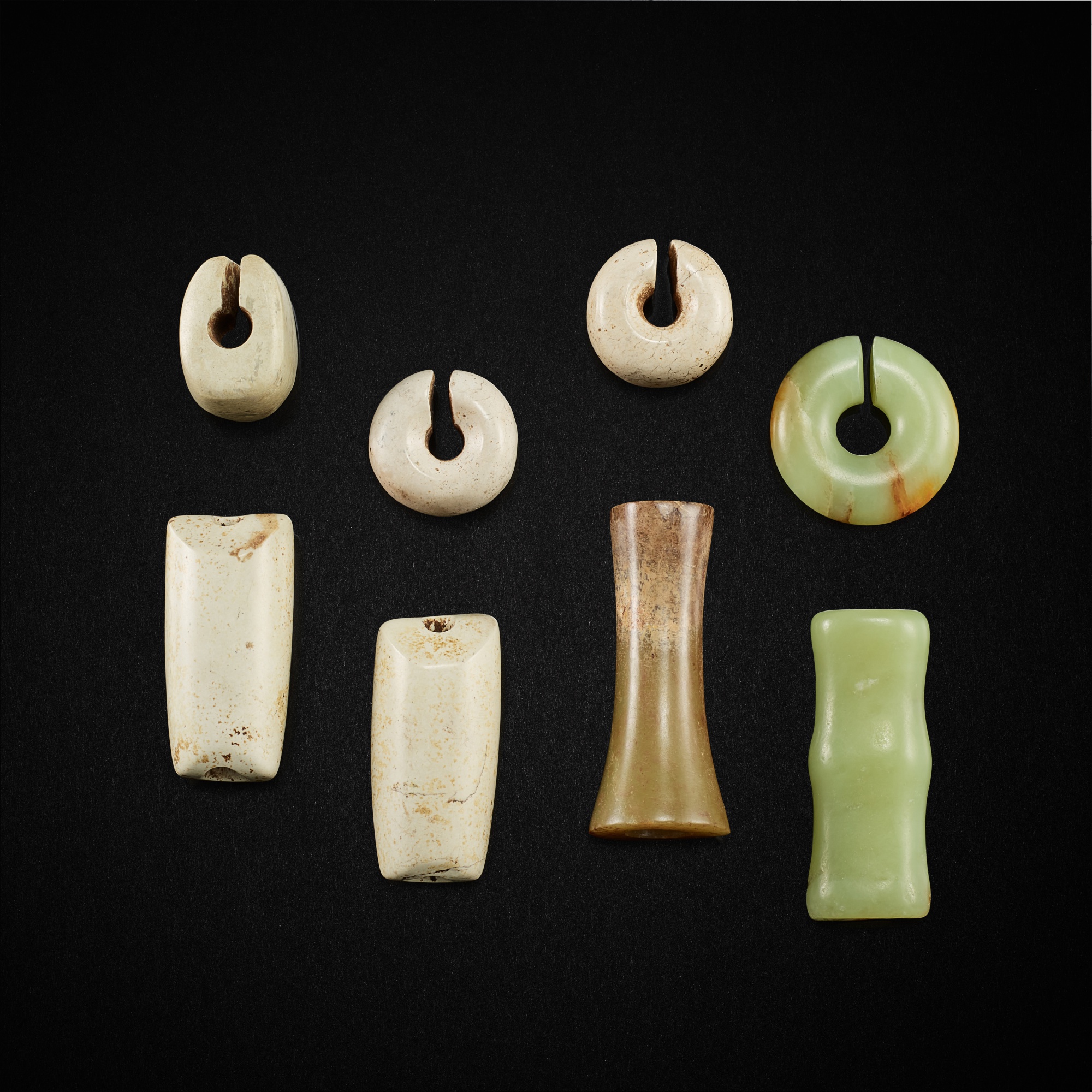 A group of eight archaic jade ornaments, Neolithic period 新石器時期 玉飾一組八件 ...