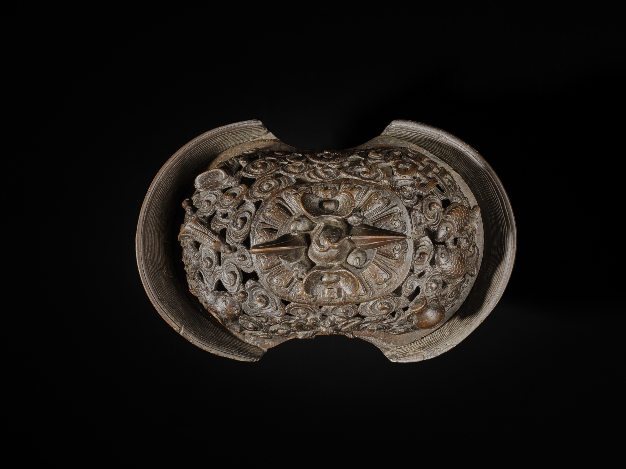 A large bronze ingot-form censer and cover Qing dynasty, 18th / 19th ...