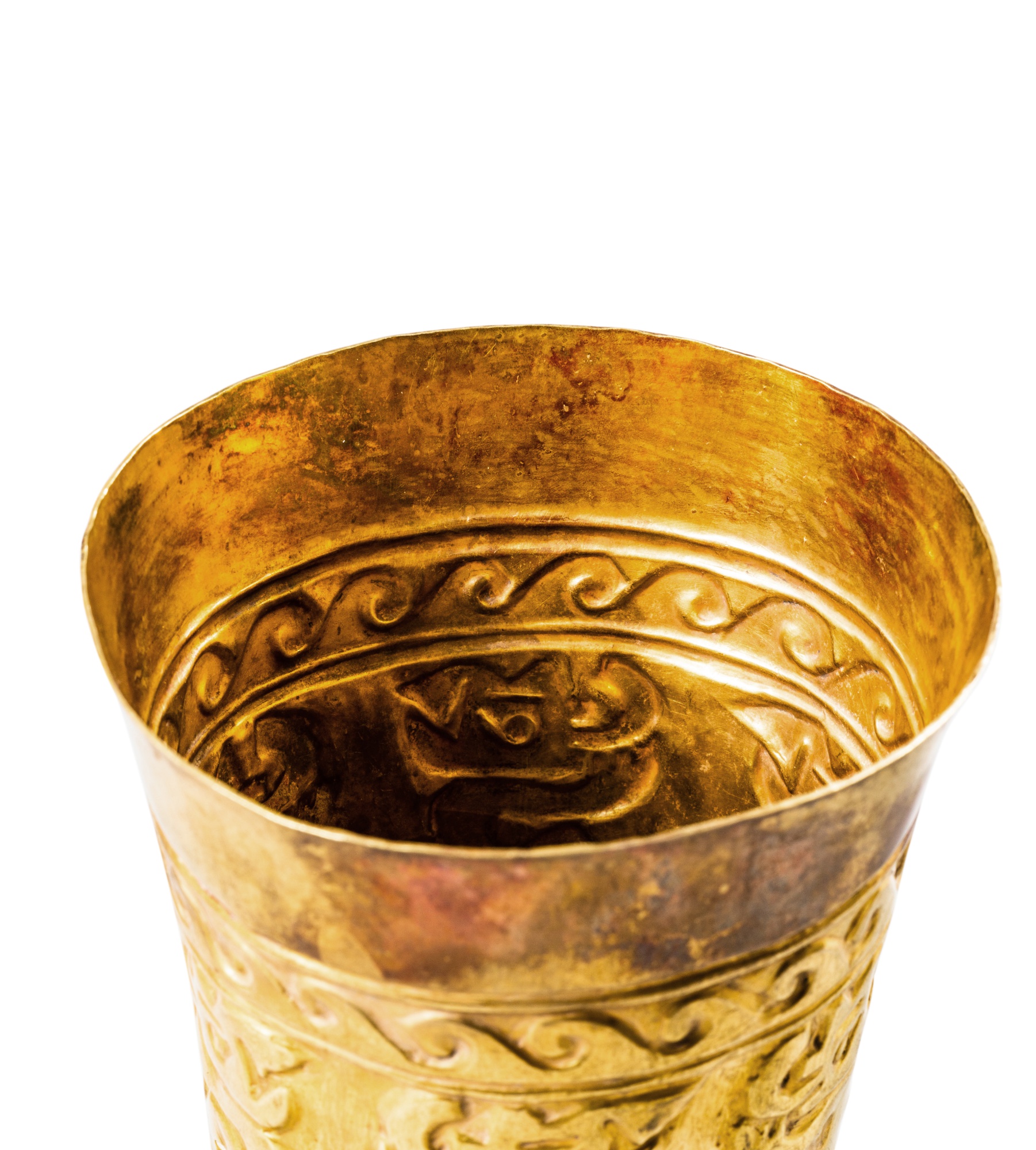 Vase en or Sicán, ca. 950-1250 AP. J.-C. | Sicán Gold beaker, ca. AD ...