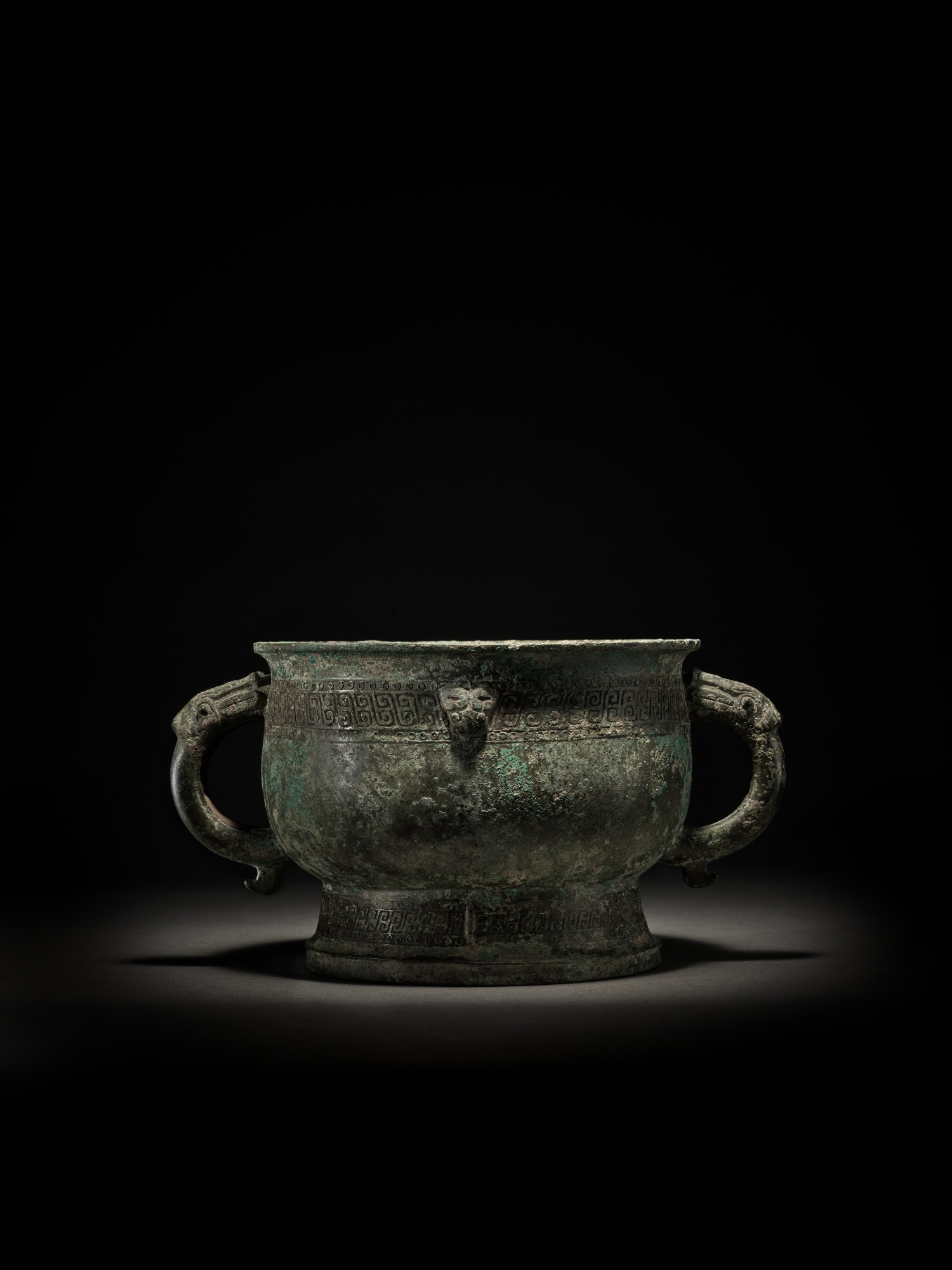 The Ran Gui, Late Shang / Early Western Zhou dynasty | 商末 / 西周初 冉簋 ...