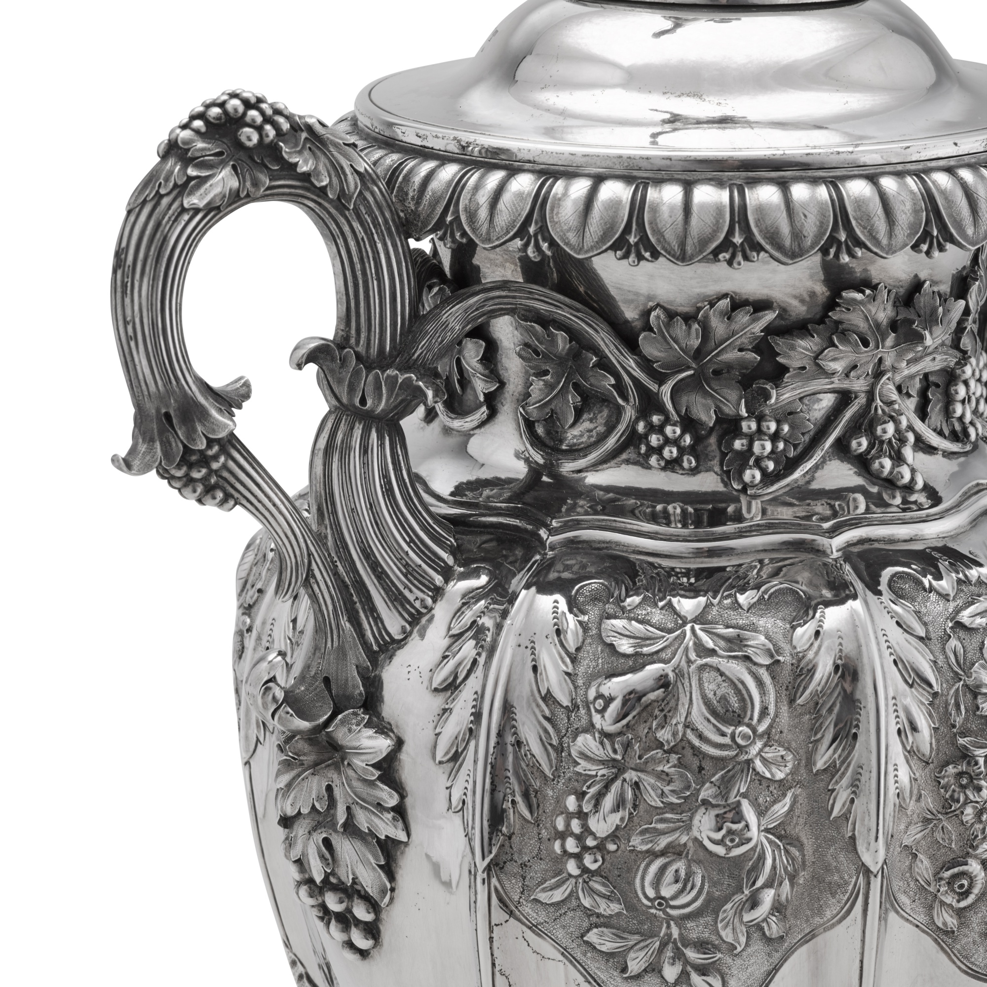 Winchester Race Cup, 1825. A George IV silver racing cup and cover ...