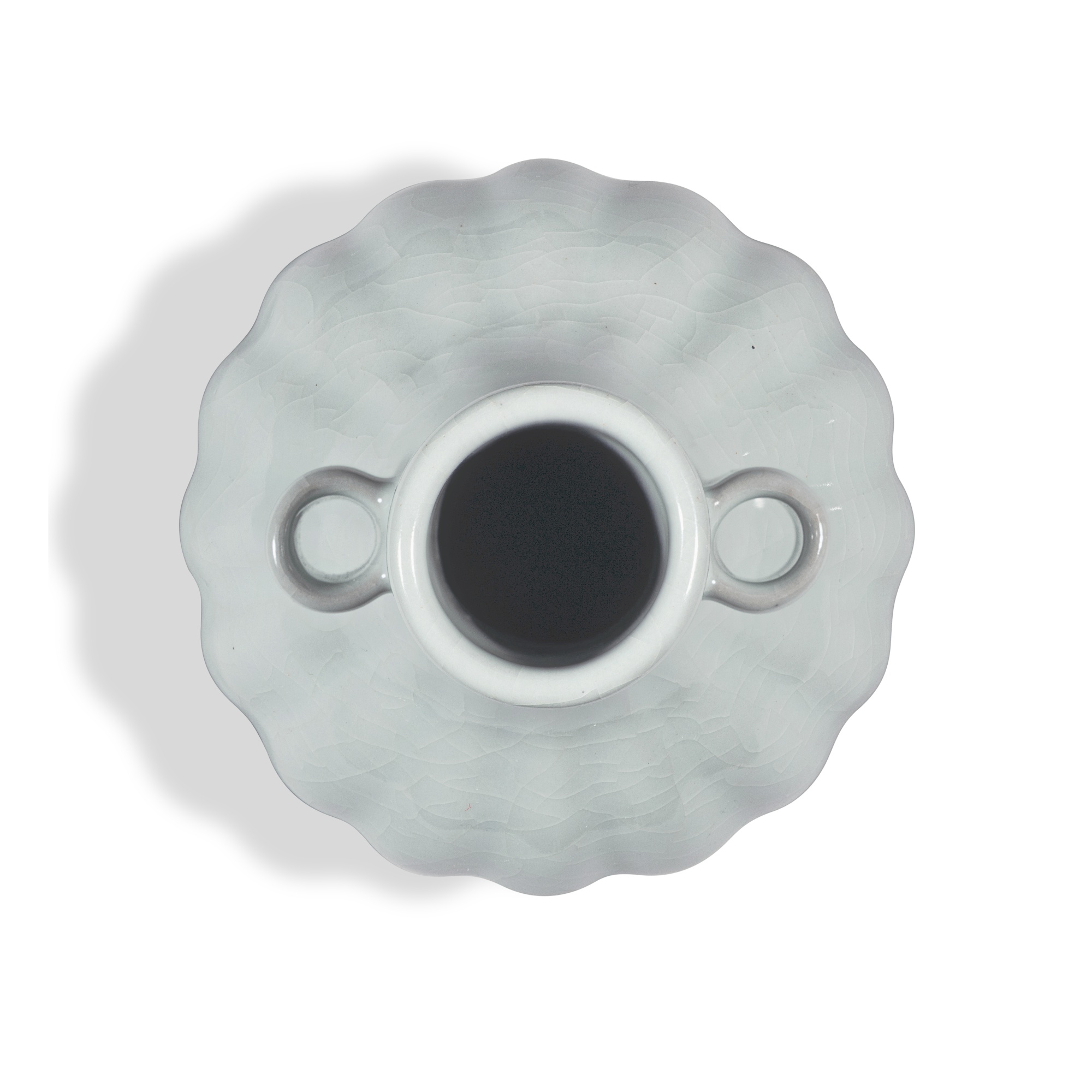 A fine and rare Ru-type lobed arrow vase, Seal mark and period of ...