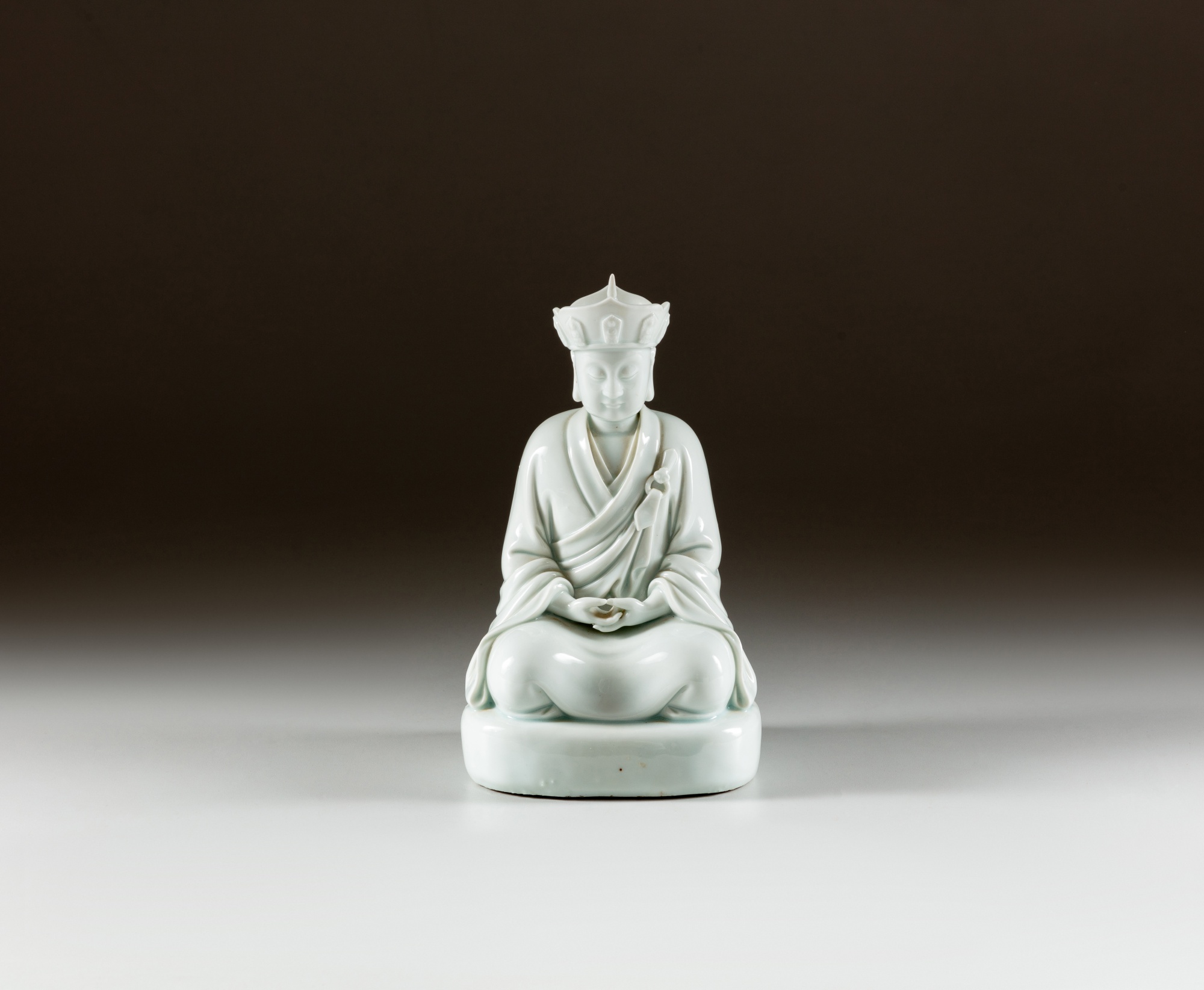 A blanc de Chine figure of a lama, Qing dynasty, 19th century | 清十九世紀 ...